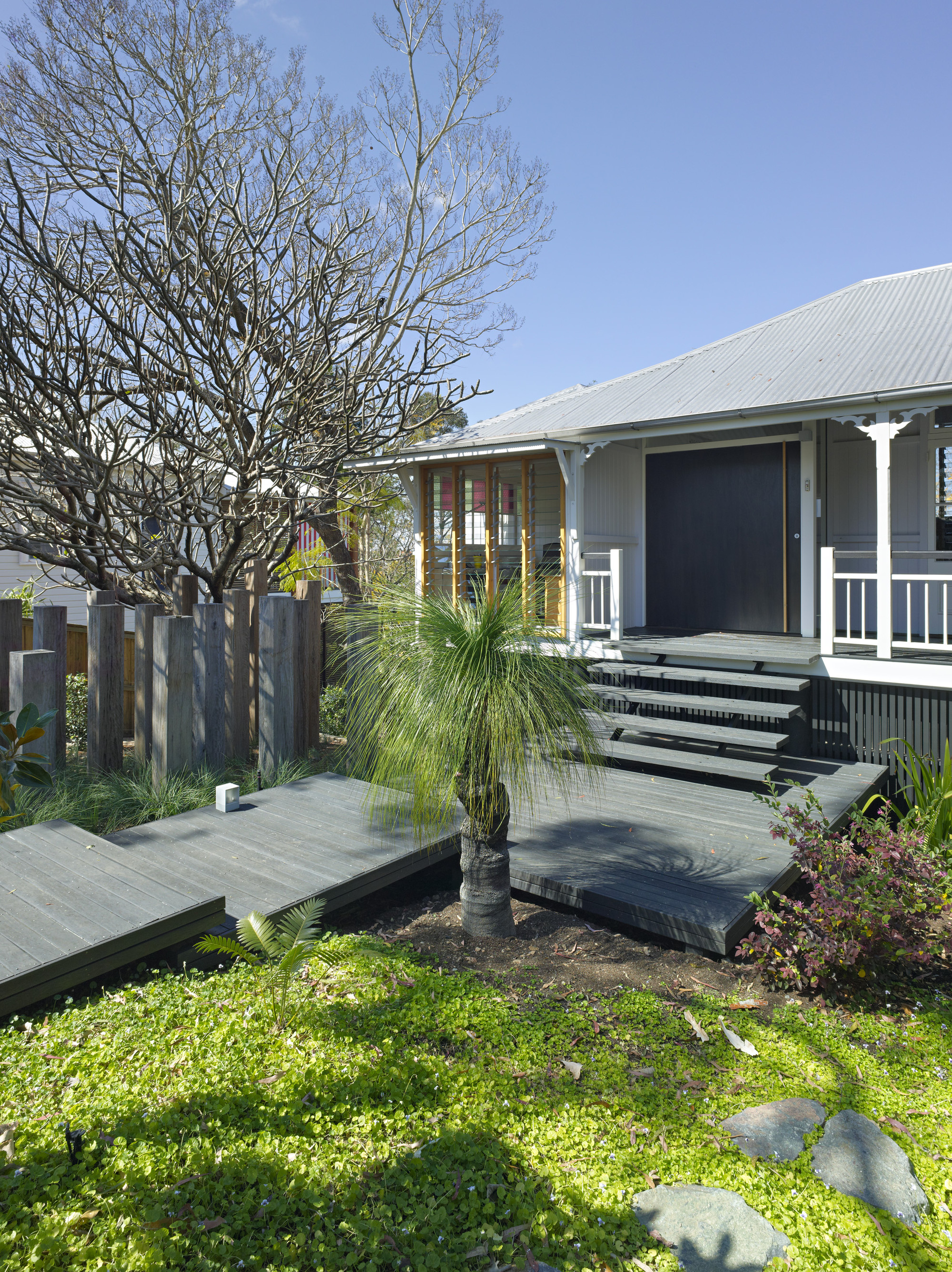 Gallery of Taringa House / Loucas Zahos Architects - 11