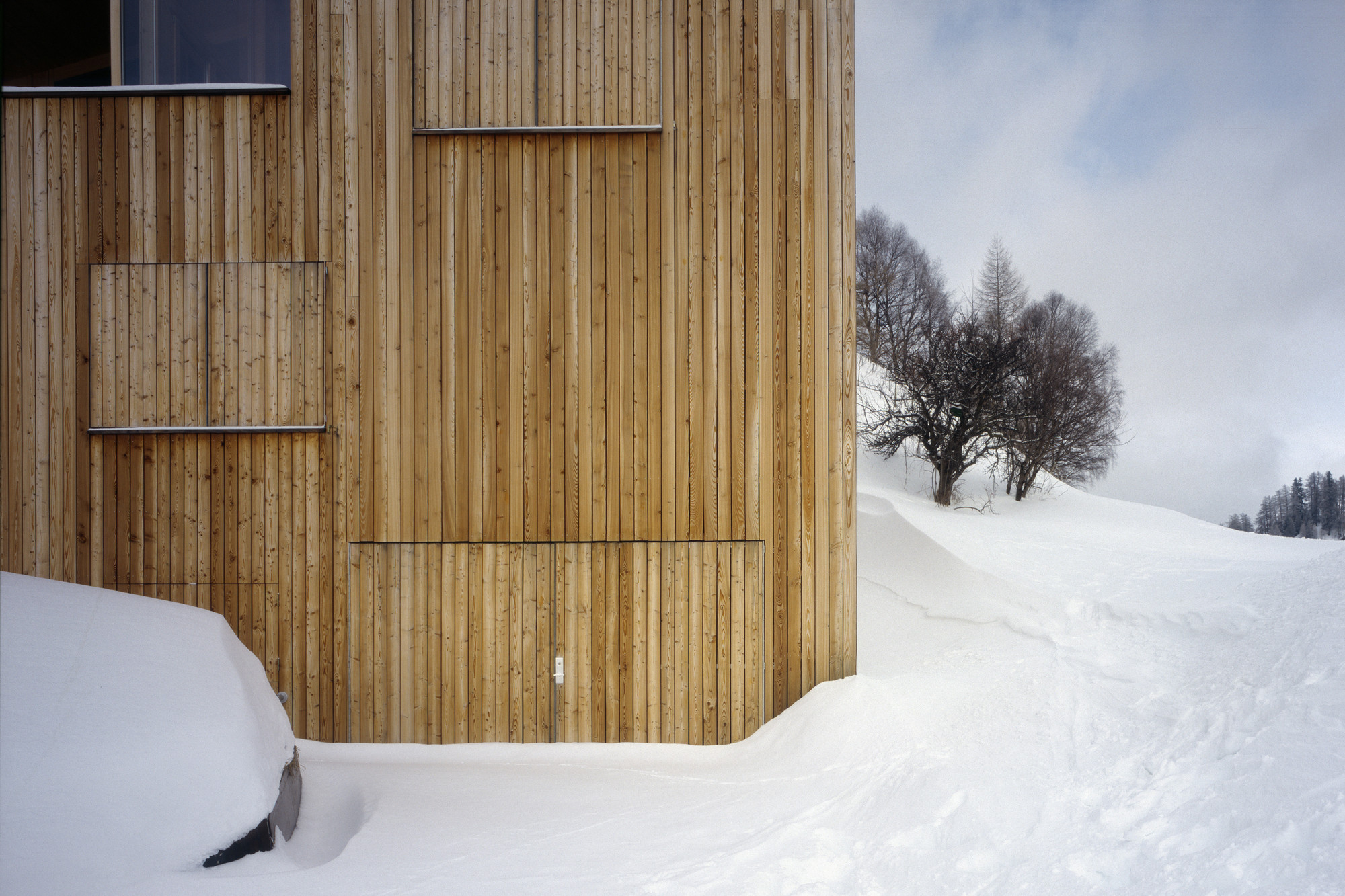 Galería de Haus Schudel / OOS AG - 9