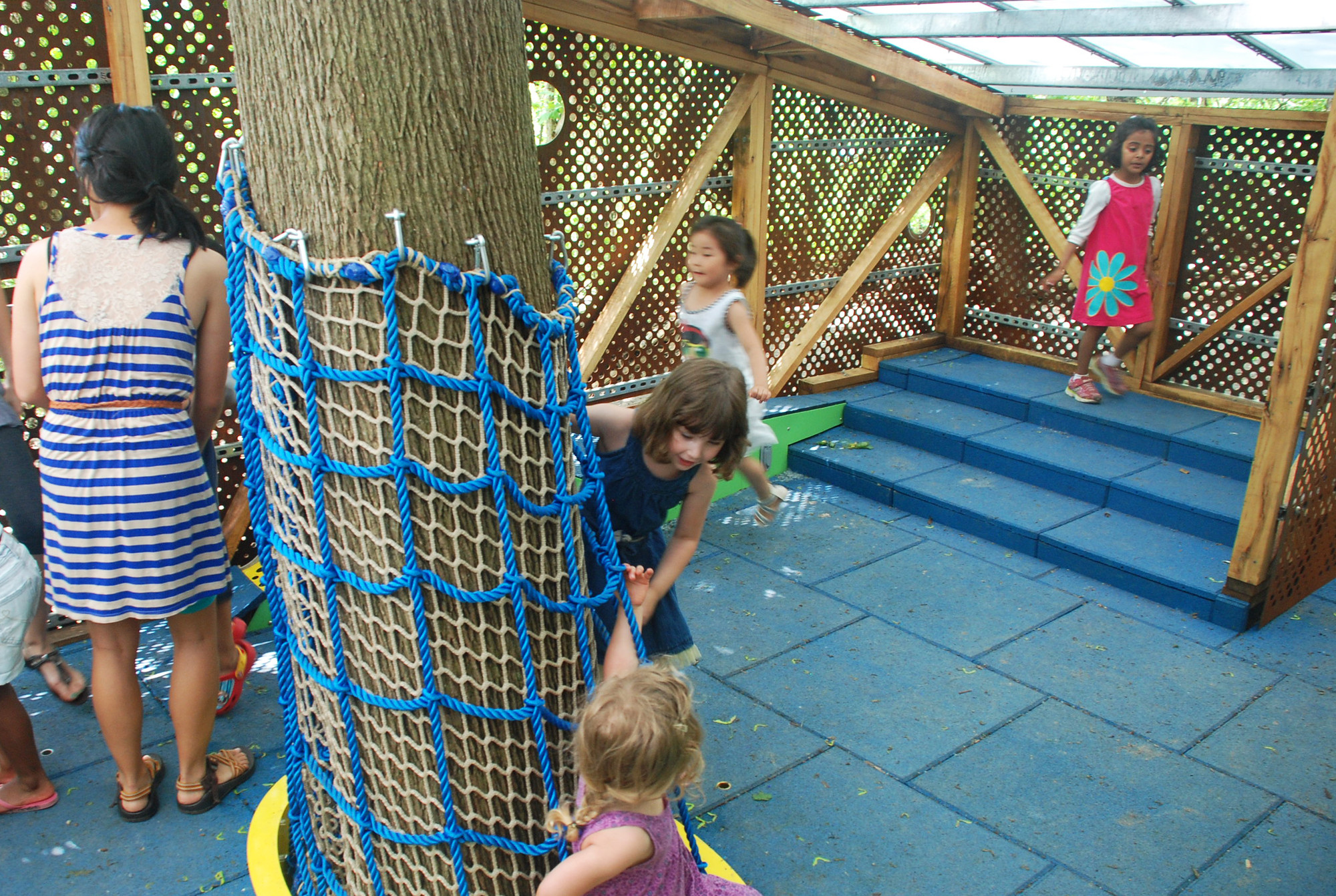 Gallery of Play Perch / Syracuse University - 9