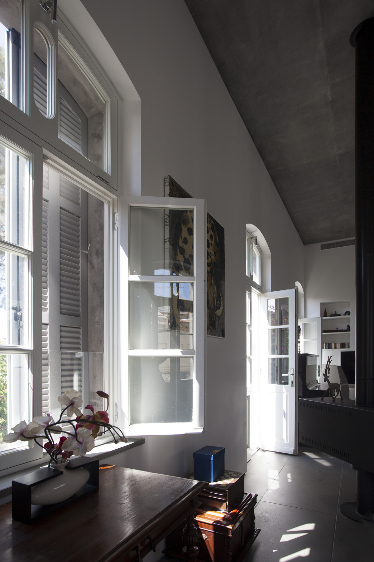 Gallery of The Noemi Givon House / Ori Glazer + Nili Gal Mester - 11