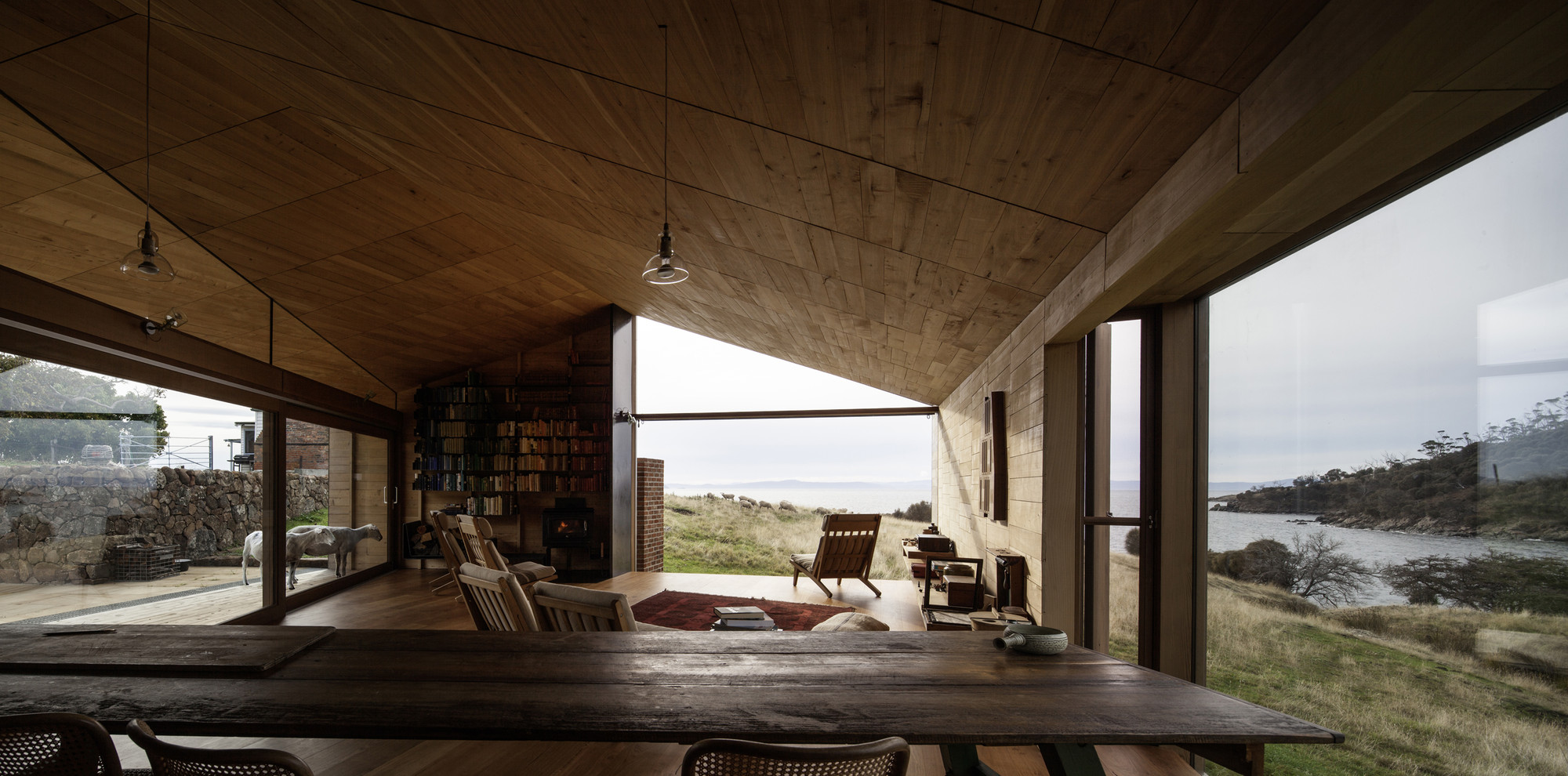 Gallery of Shearers Quarters House / John Wardle Architects - 5