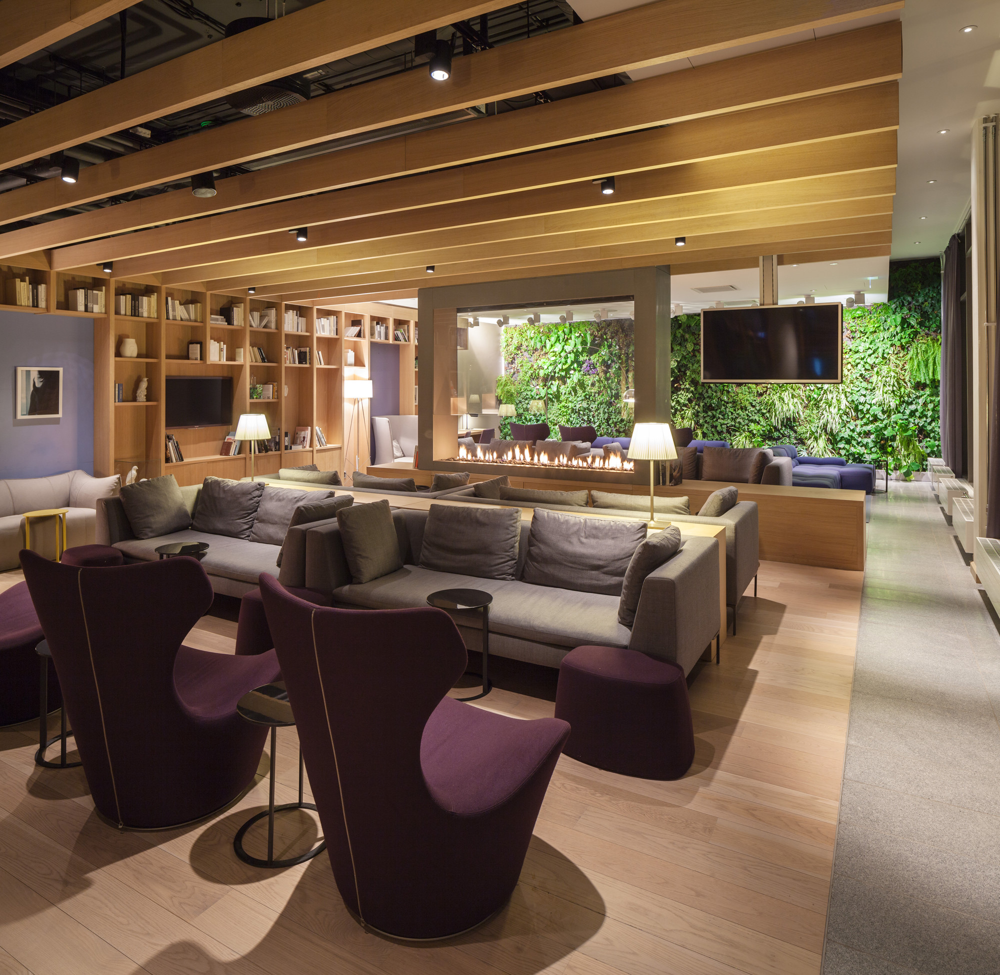 Gallery of Quality Hotel Expo / Haptic Architects - 18