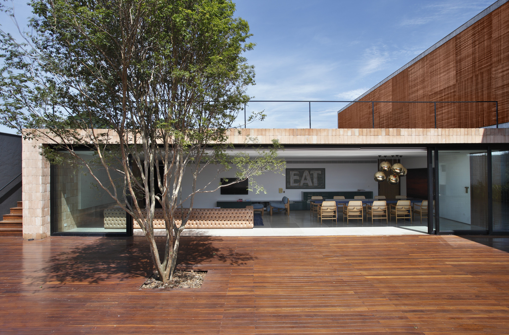 Gallery of BT House / Studio Guilherme Torres - 30