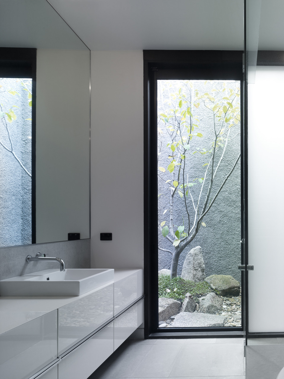 Gallery of Ross Street / BE Architecture - 10