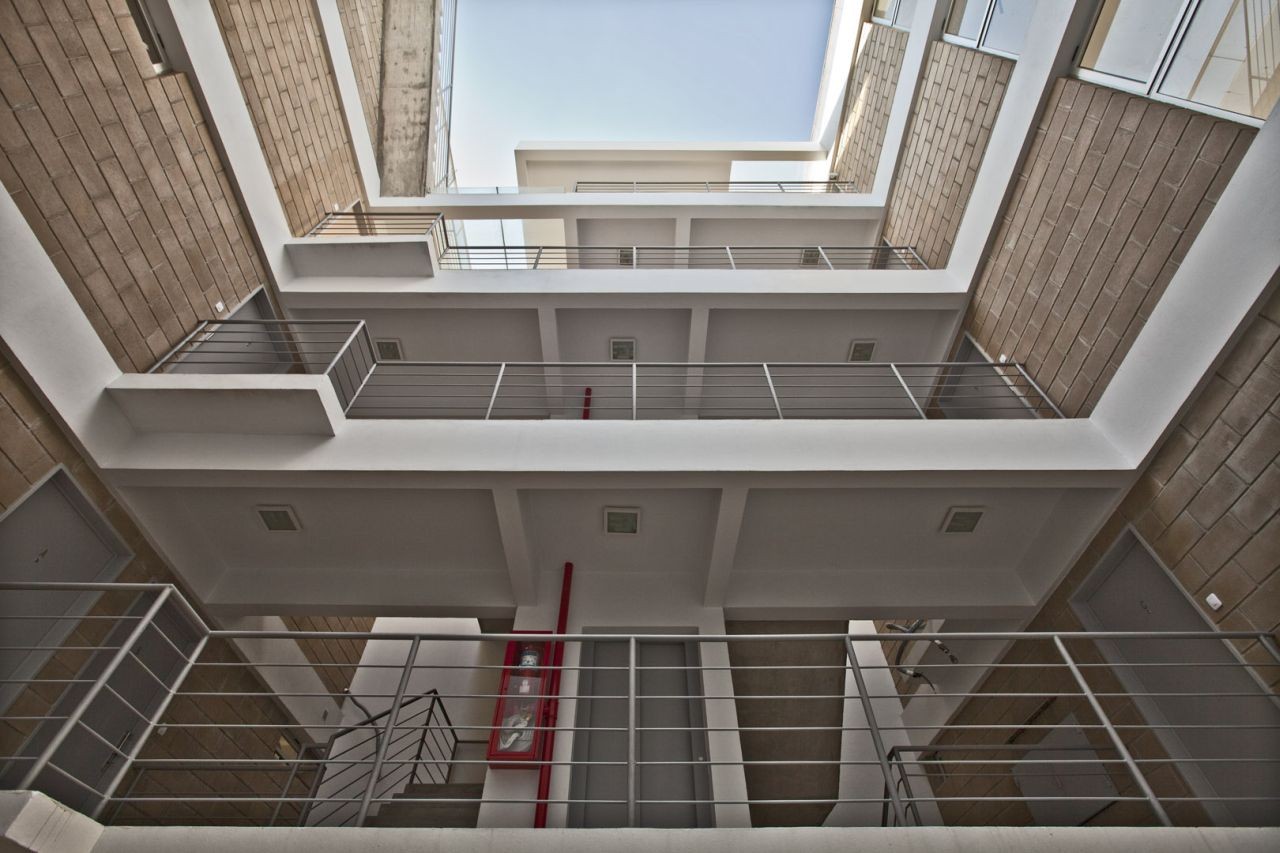 Galería de Edificio Tamborini / Ignacio Szulman Arquitecto - 7