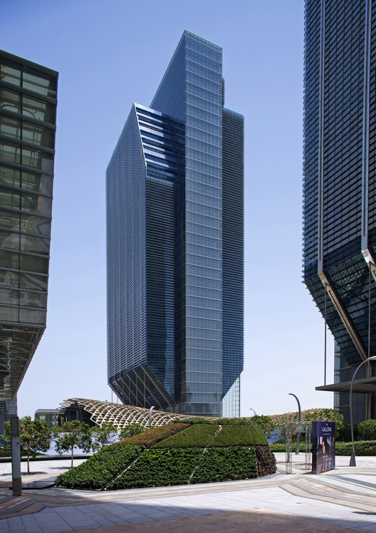 Sowwah Square / Goettsch Partners | ArchDaily en Español