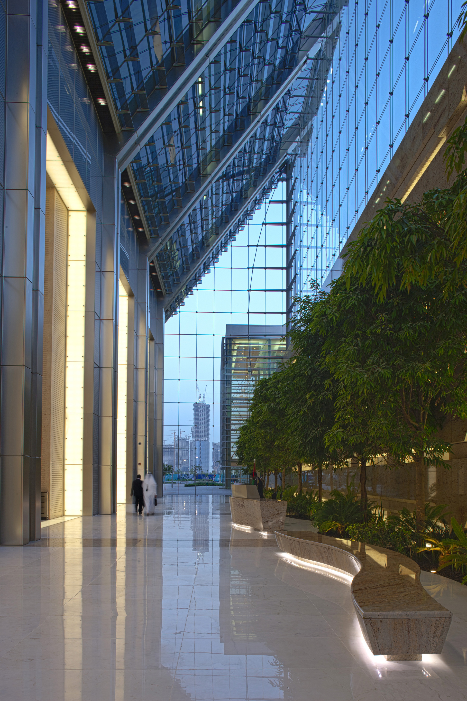 Gallery of Sowwah Square / Goettsch Partners - 4