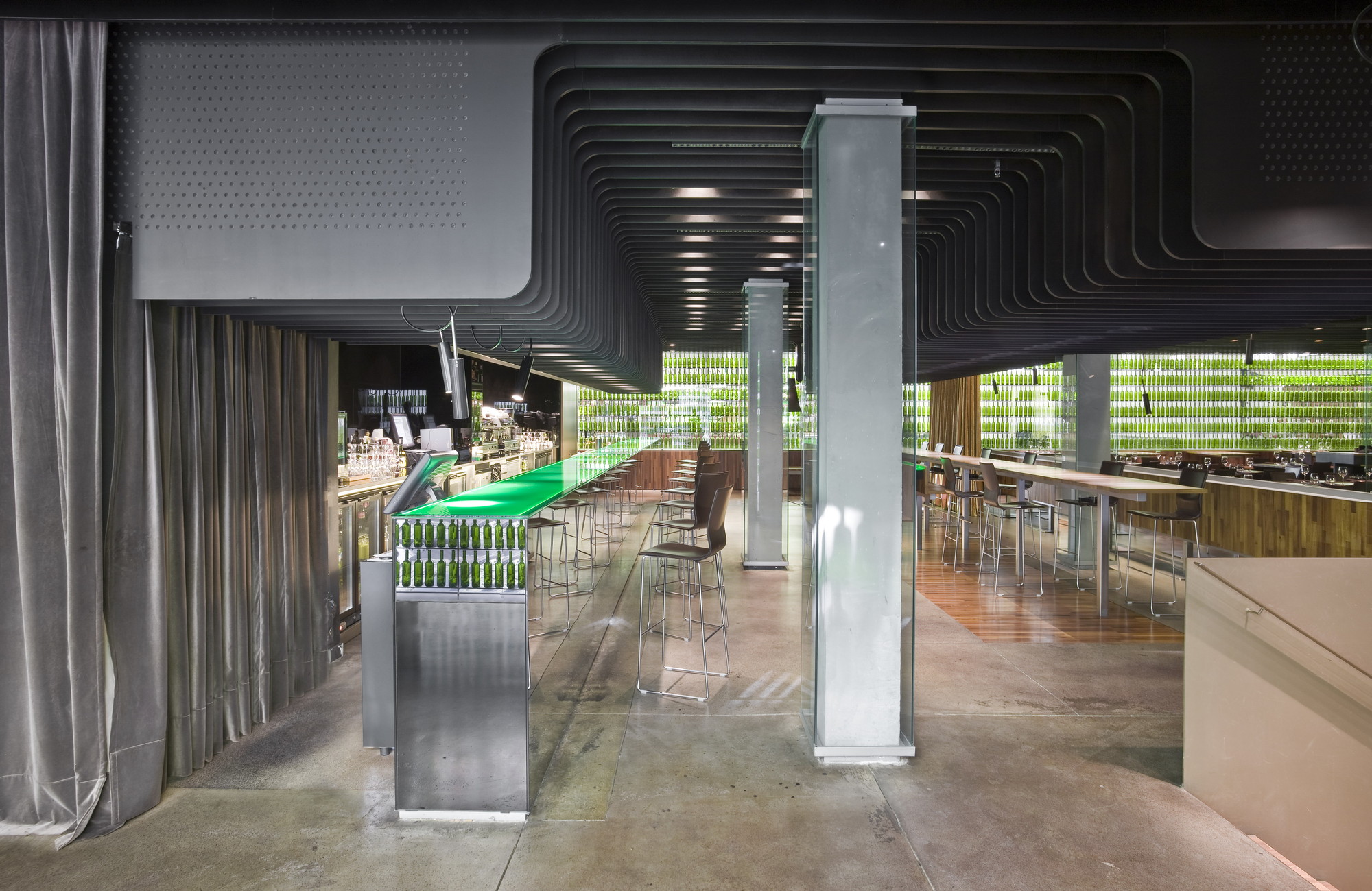 Gallery of Restaurante El Merca’o / Vaíllo & Irigaray + Galar - 14