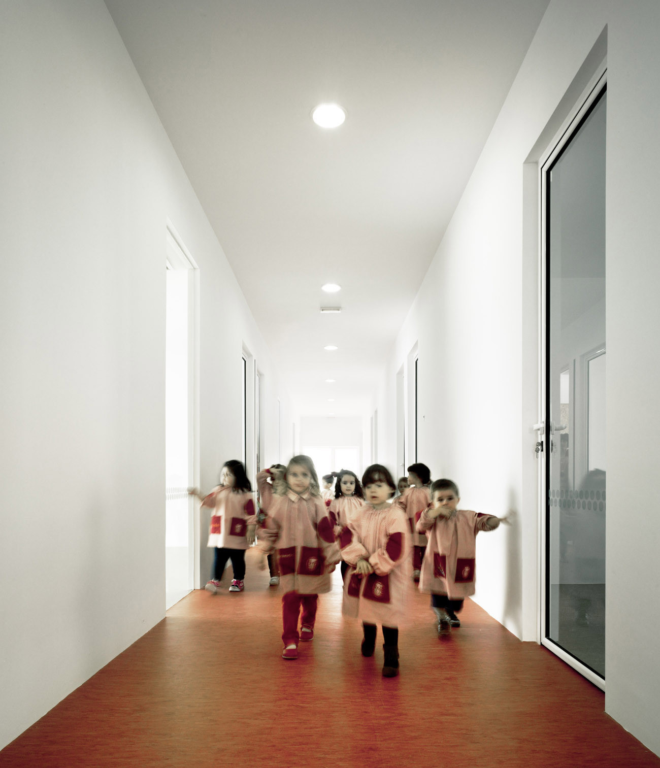 Galeria de Escola Infantil e Creche em Palmeras em Alcázares / Cor ...