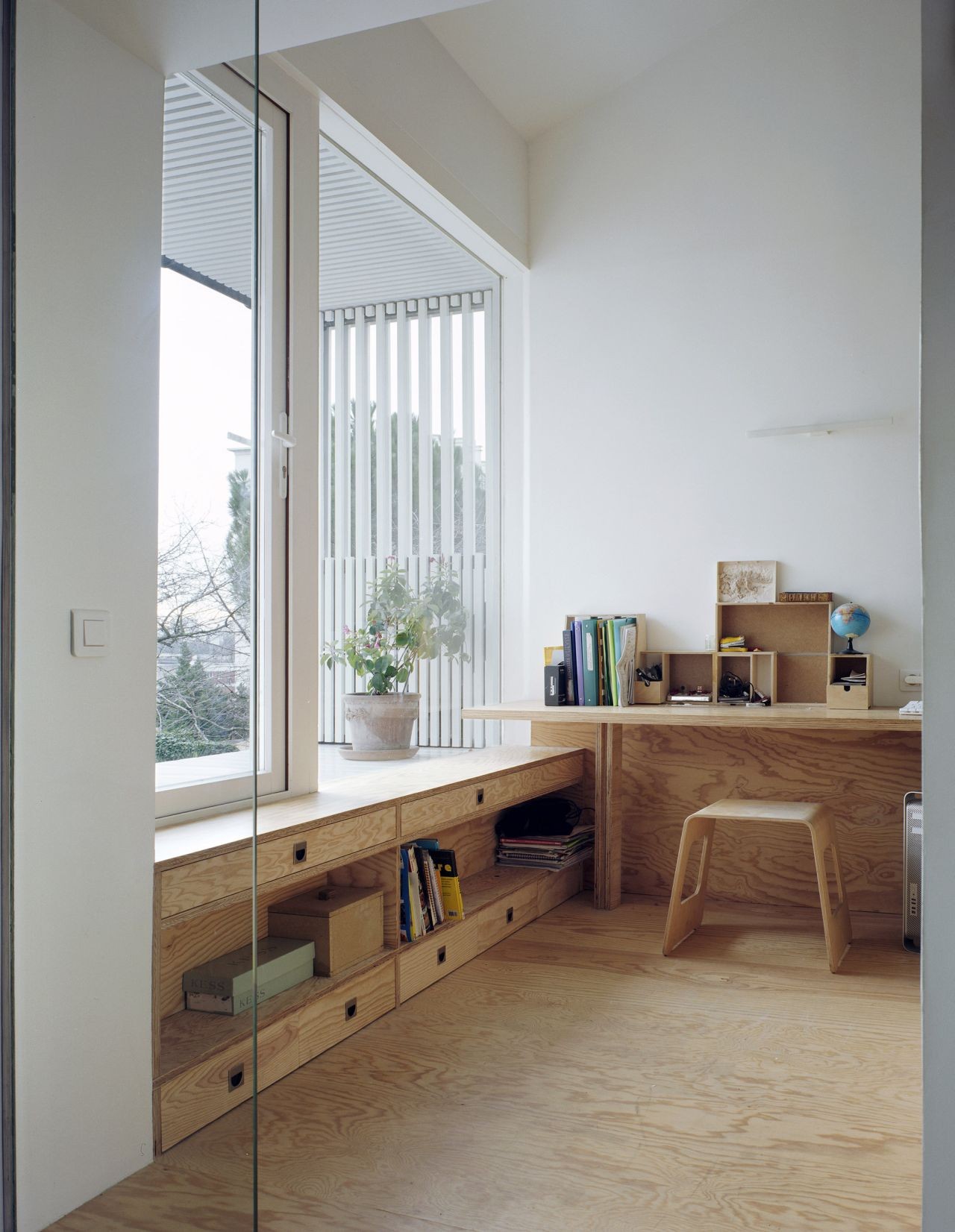 Gallery of A Suspended Room / NeM Architectes - 6