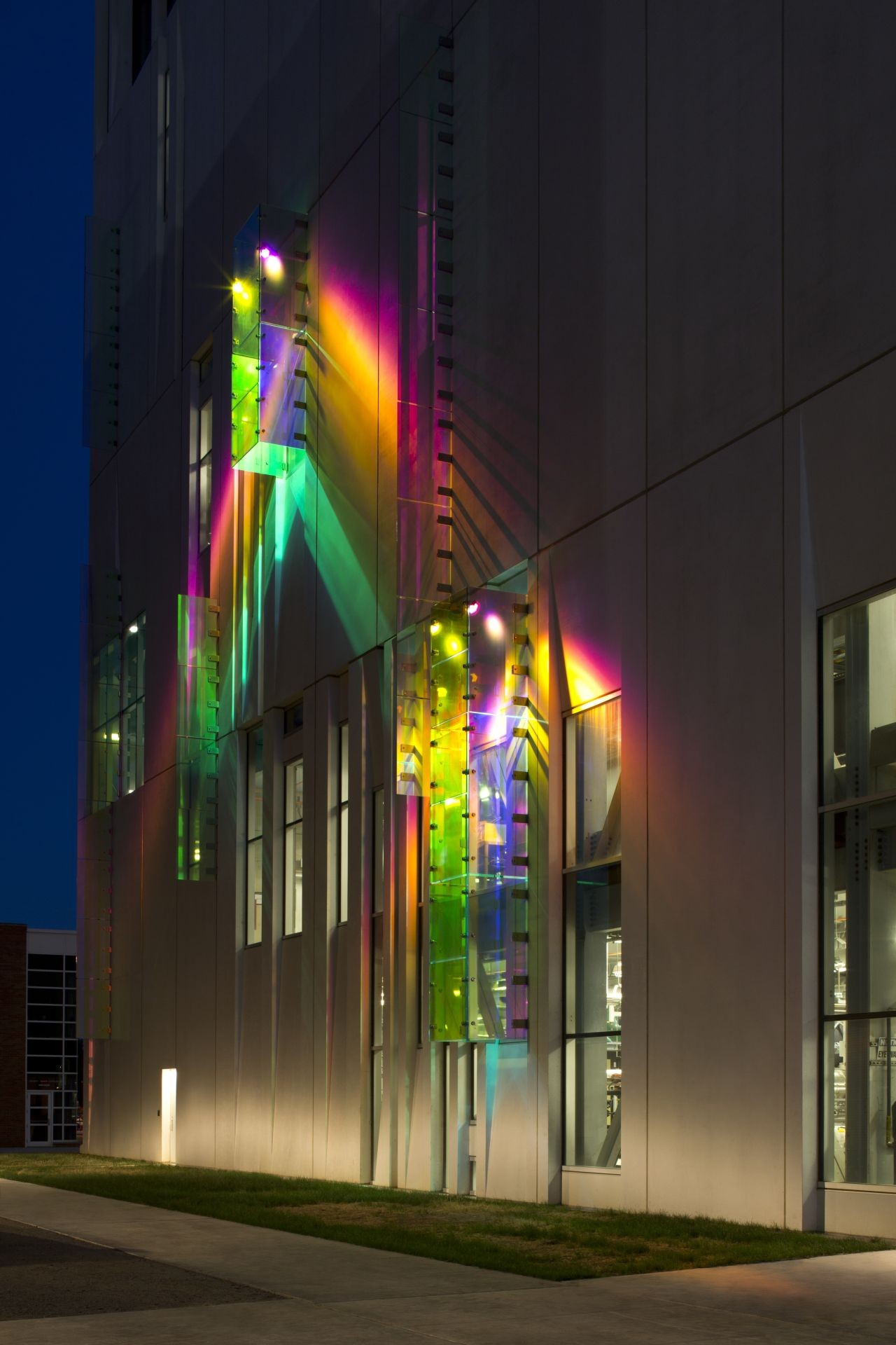 Gallery of South Campus Chiller Plant at OSU / Ross Barney Architects - 20