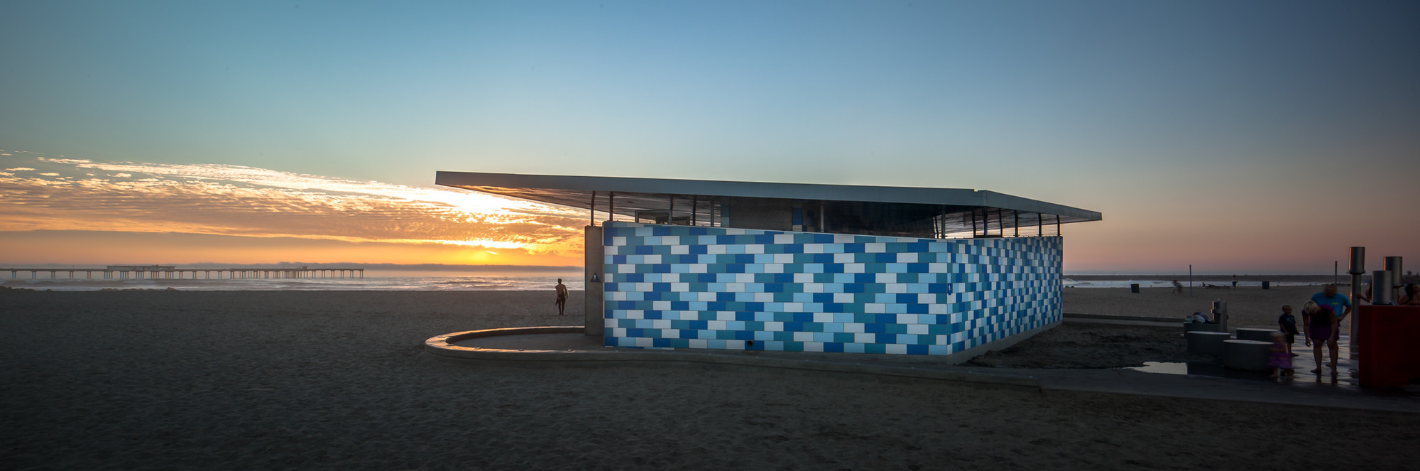 Gallery of Ocean Beach Comfort Station / Kevin de Freitas Architects - 7