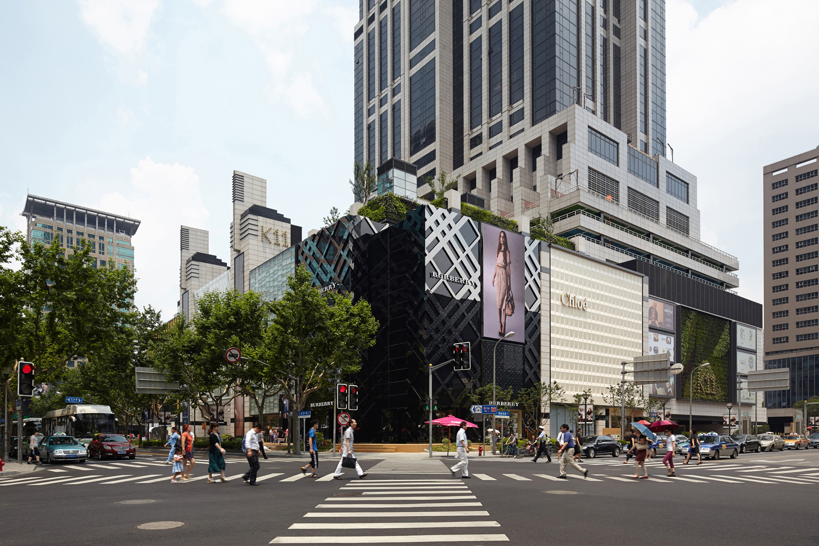 Gallery of K11 Art Mall Shanghai / Kokaistudios - 6