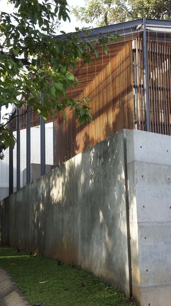 Gallery of Light+Light House / Studio TonTon - 16