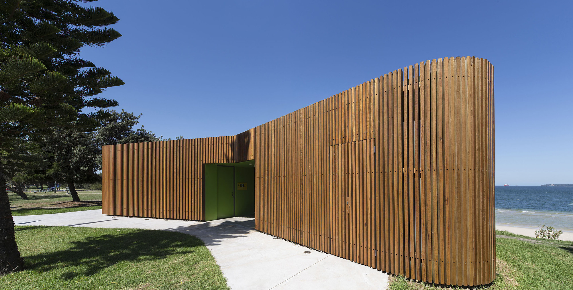 Galería de Equipamiento para el Parque Cook / Fox Johnston - 1