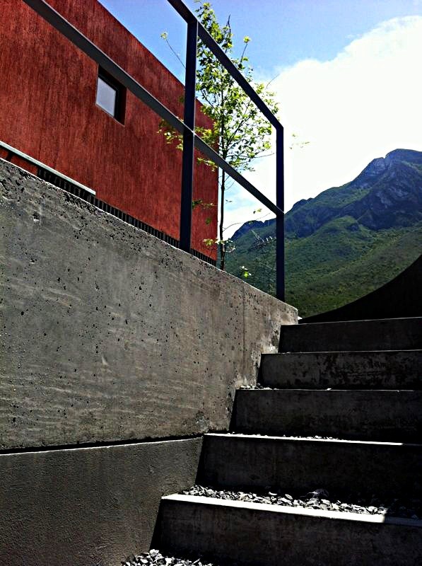 Gallery of Red House / Dear Architects - 17