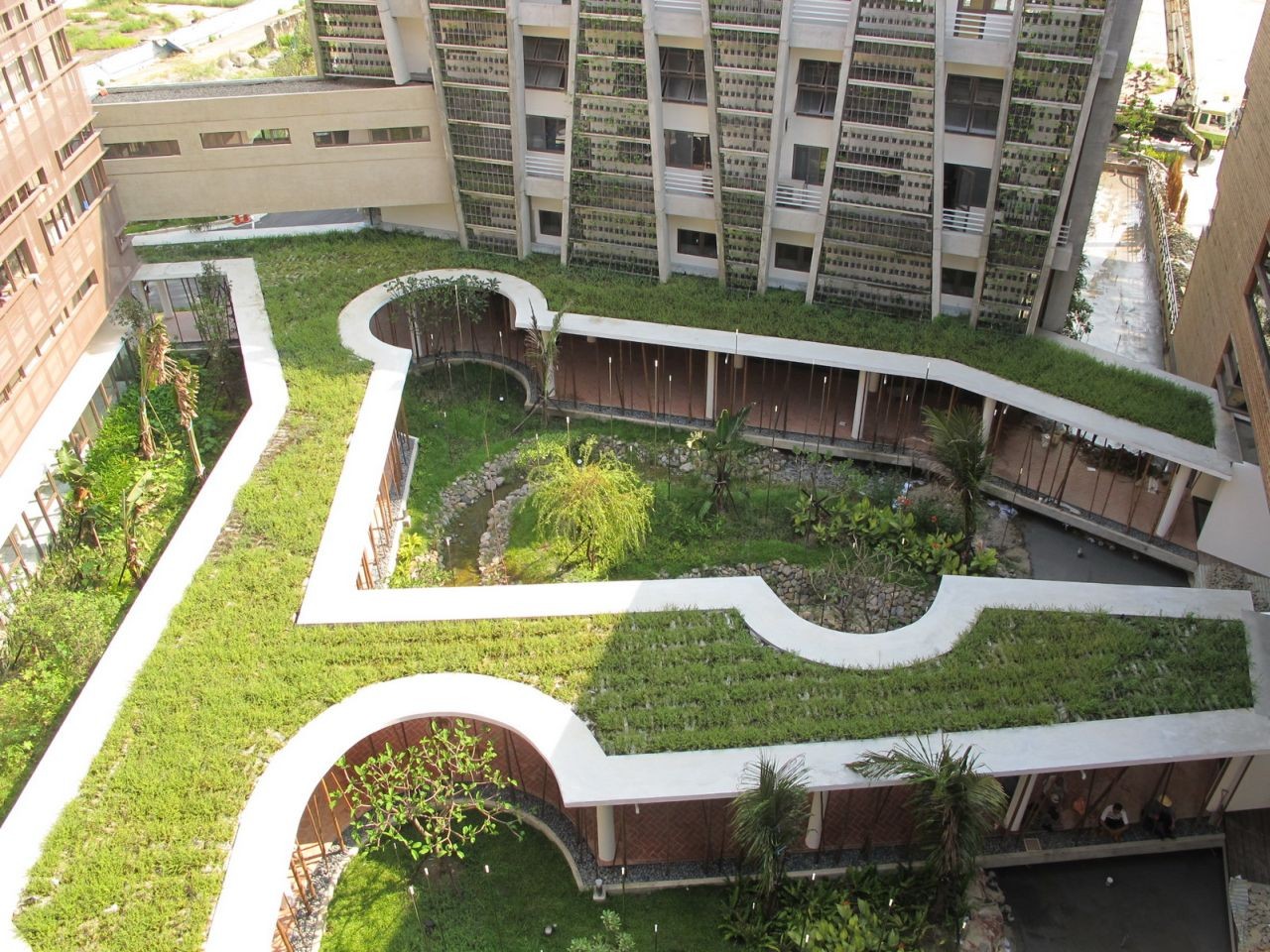 Gallery of Chayi Industrial Innovation Center / Bio-architecture ...