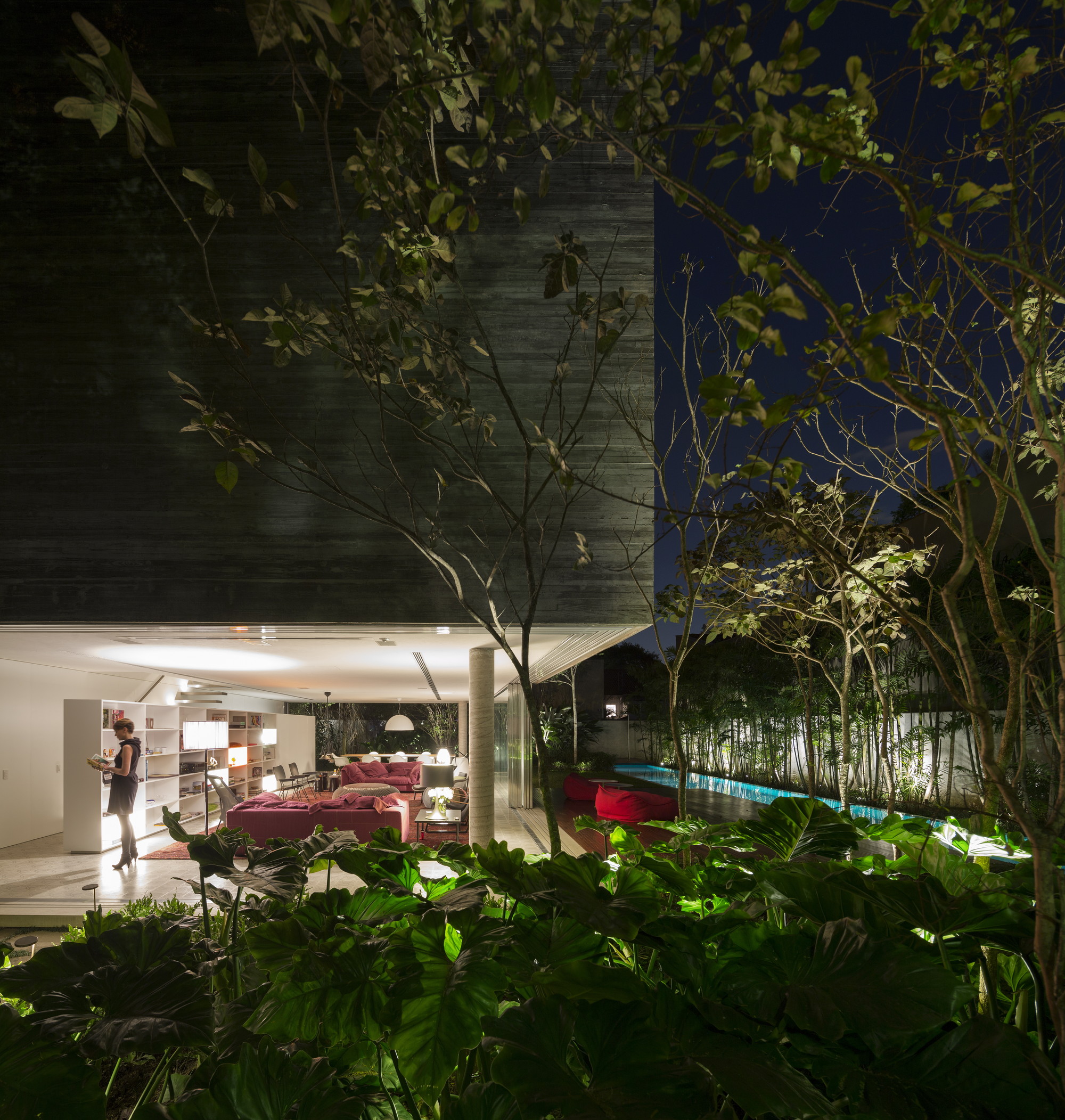 Gallery of Cube House / studio mk27 - 13