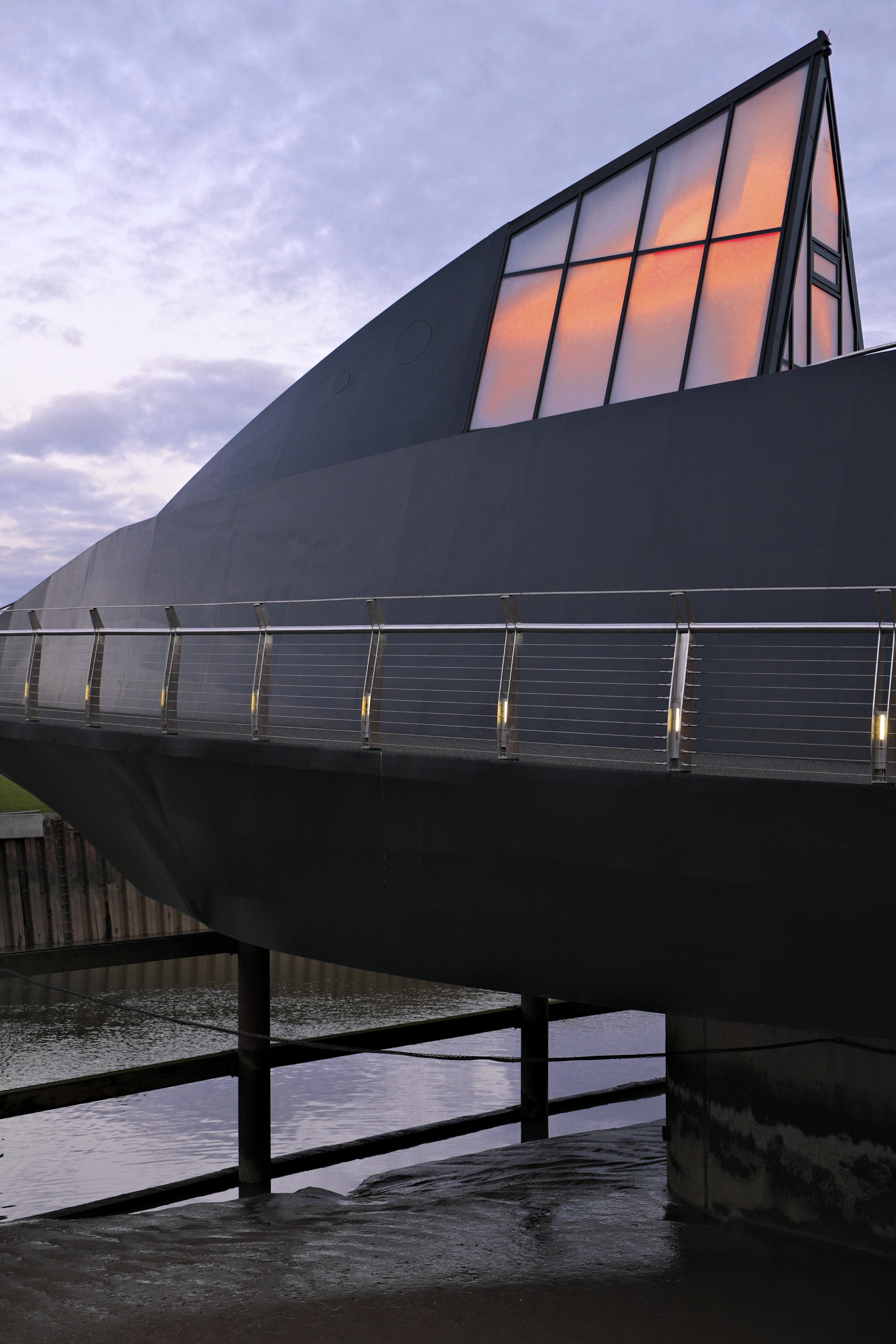 Gallery of River Hull Footbridge / McDowell + Benedetti - 8