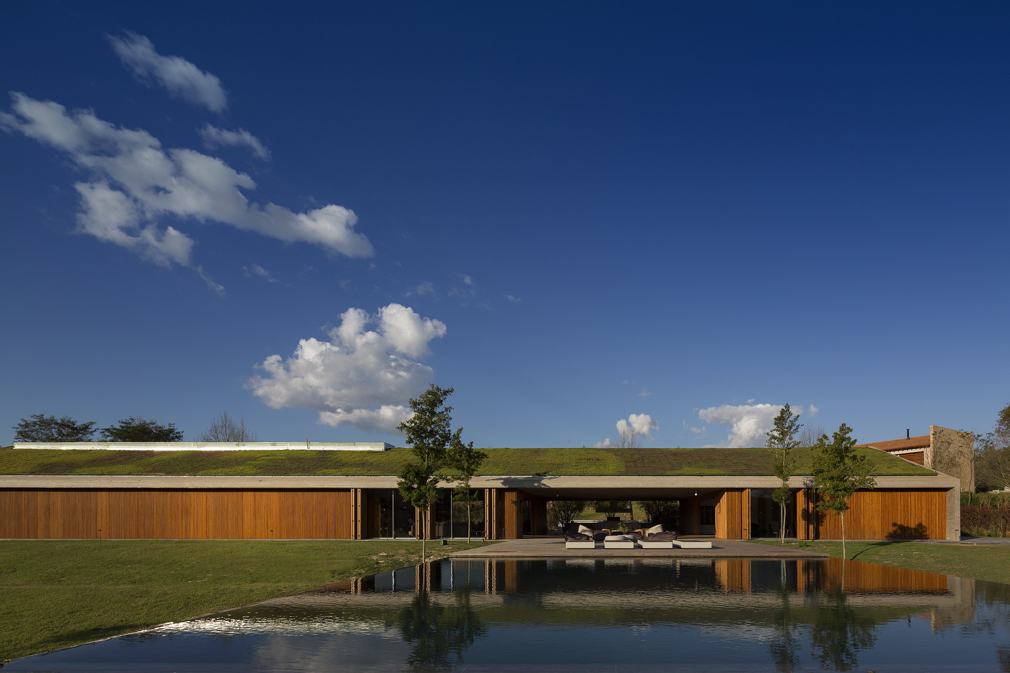 Galeria de Casa MM / studio mk27 - 29