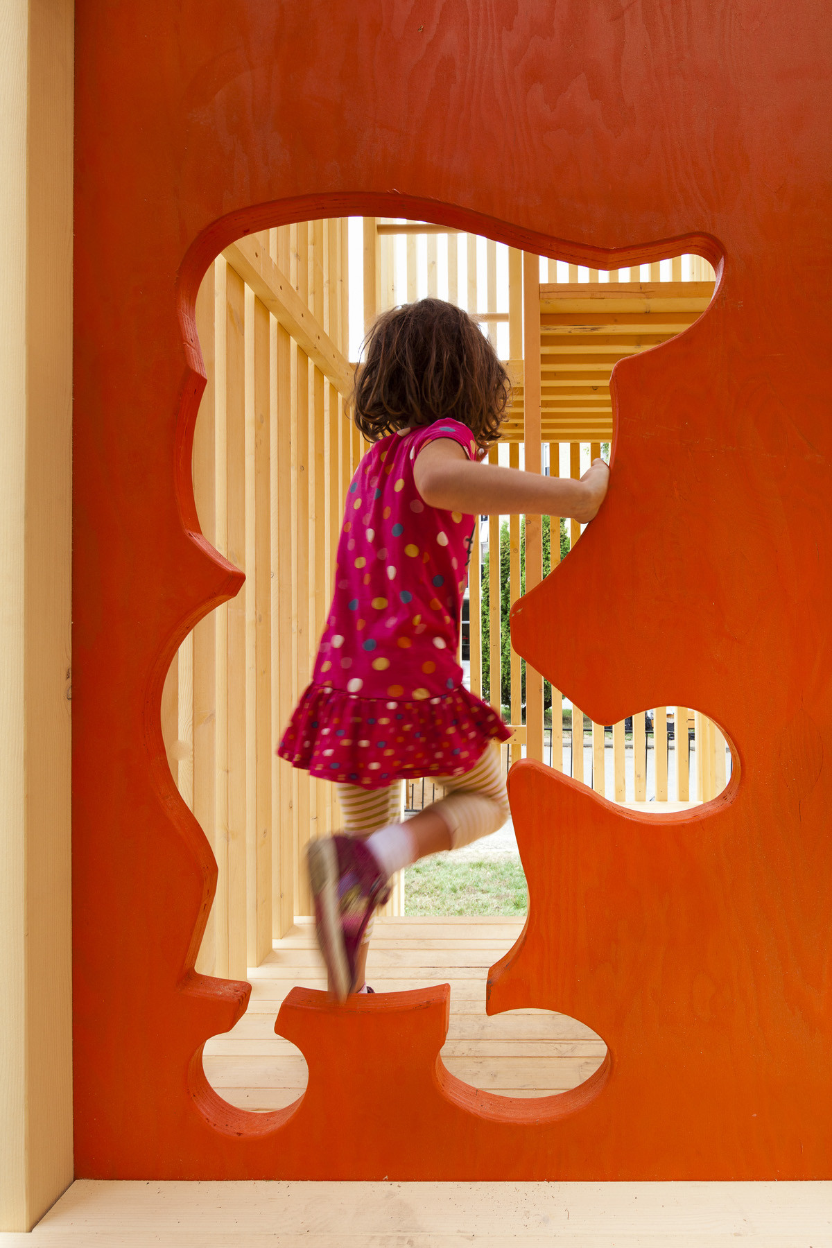 Gallery of Children’s Playhouse ‘Sam + Pam’ / Office Of Mcfarlane ...