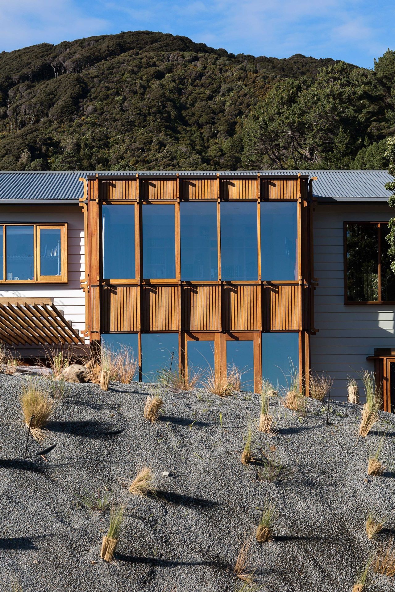 Dickinson House / Studio Pacific Architecture | ArchDaily
