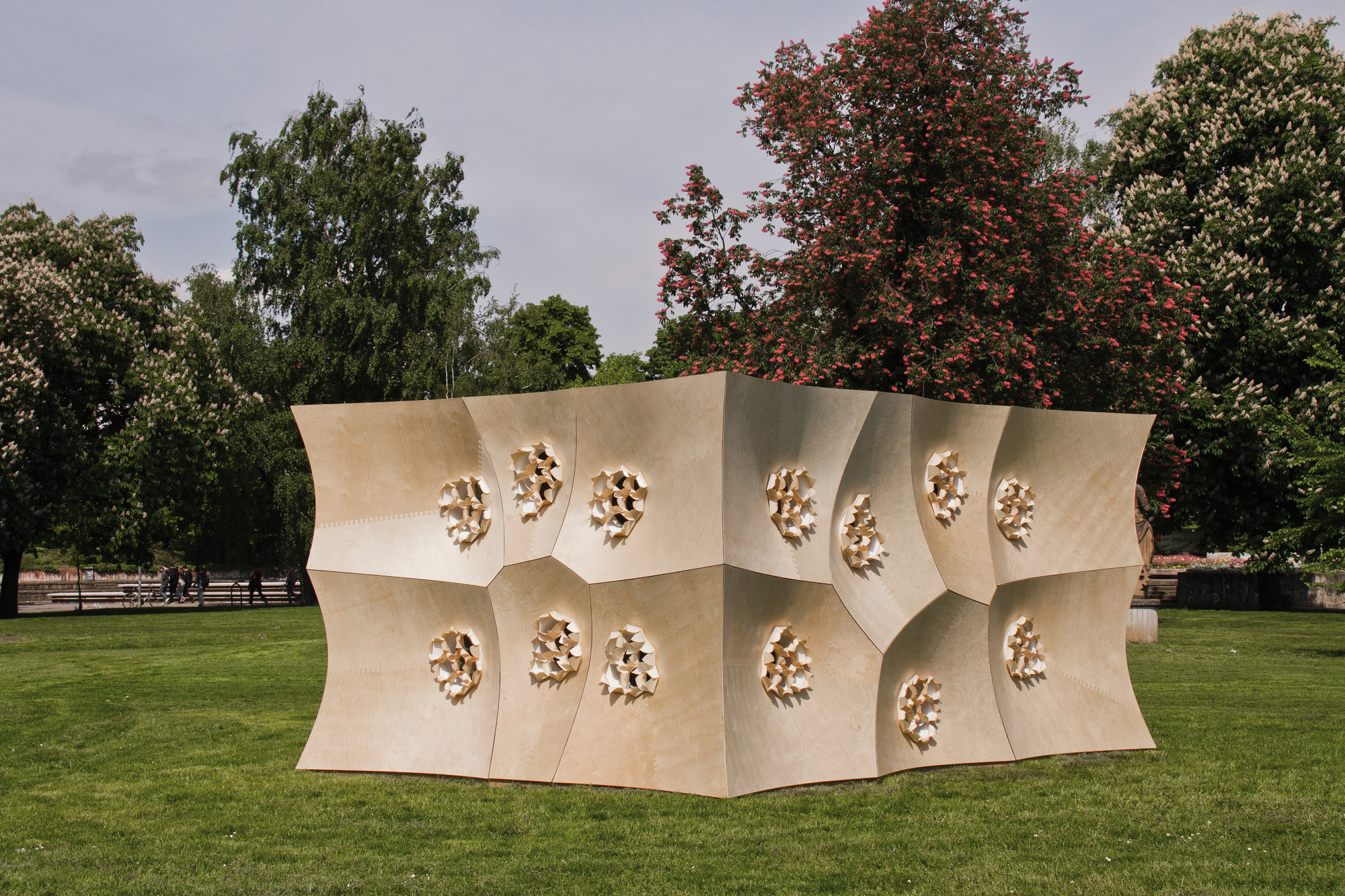 Gallery of HygroSkin-Meteorosensitive Pavilion / Achim Menges Architect ...