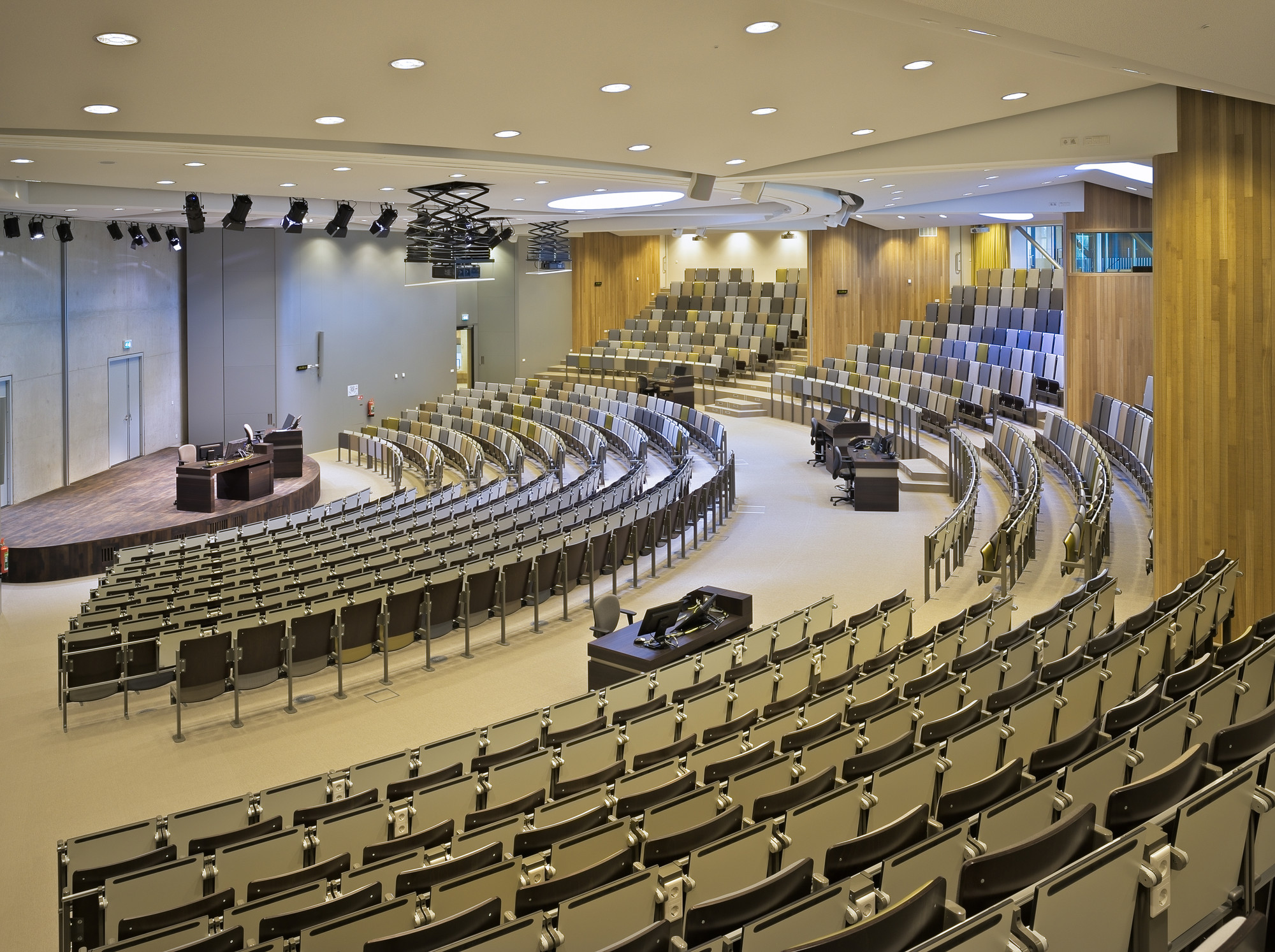 Gallery of Orion Wageningen University / Ector Hoogstad Architecten - 5