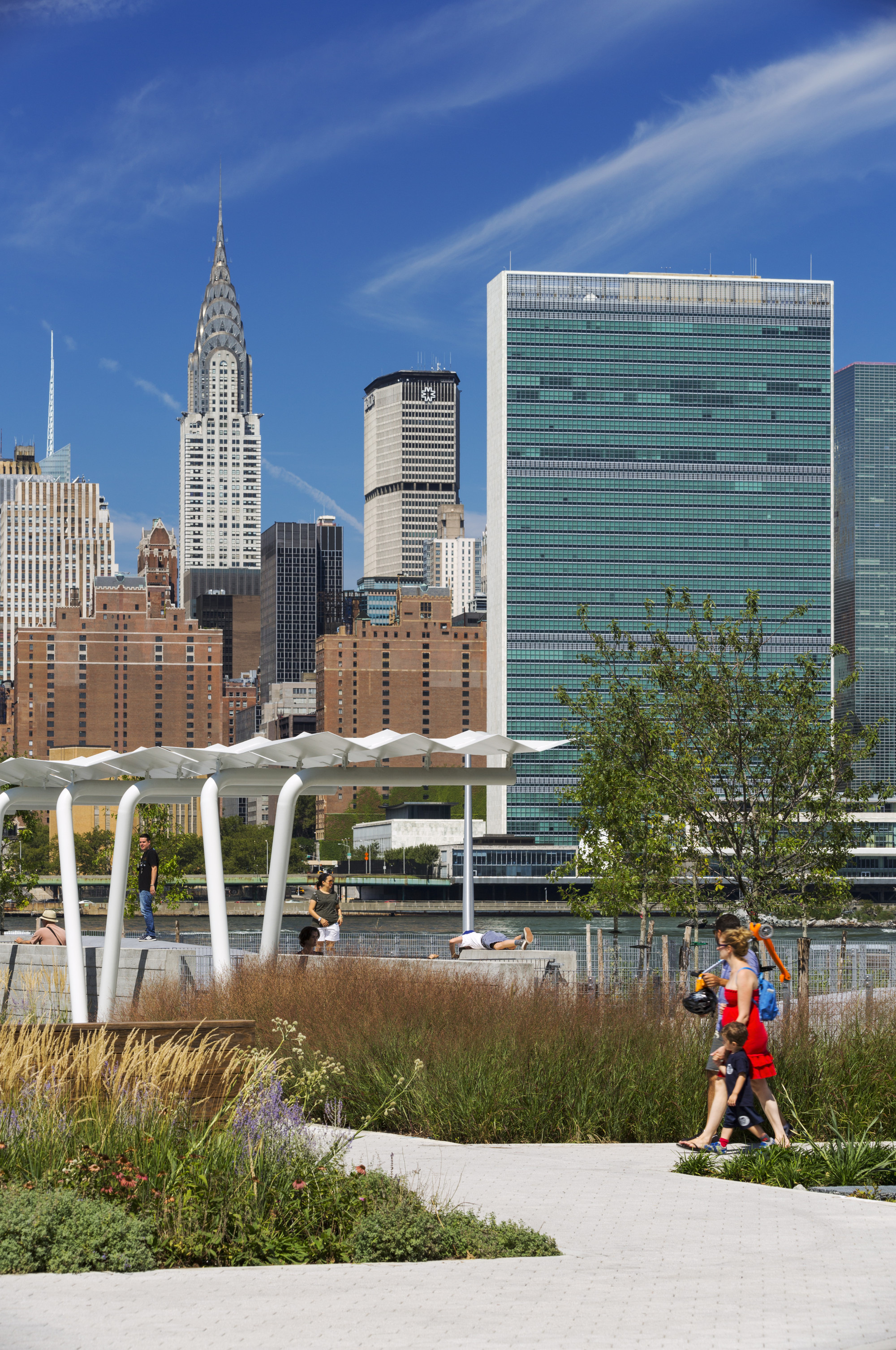 Gallery of Hunter’s Point South Waterfront Park / Thomas Balsley ...
