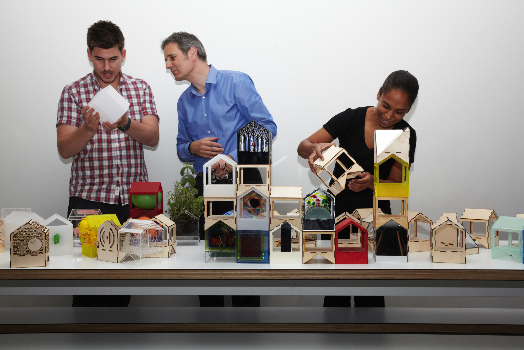 Gallery of 20 Architects Design a Dolls' House for KIDS - 2