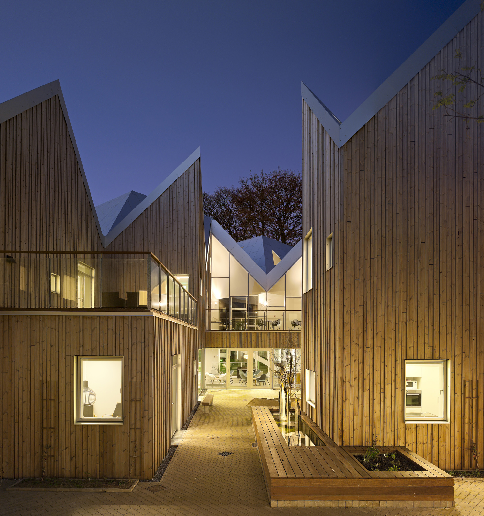 Gallery of Centre For Cancer And Health / Nord Architects - 10