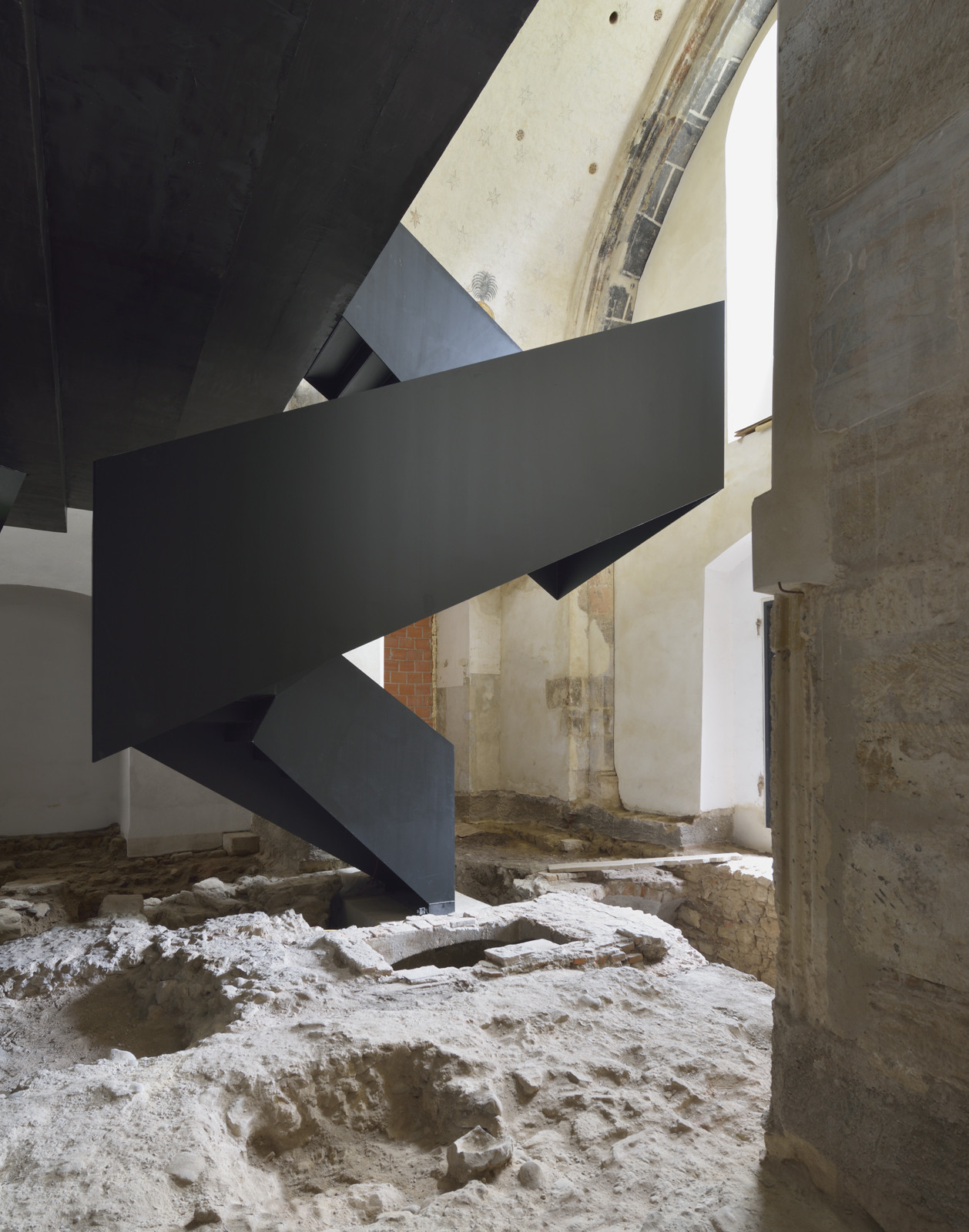 Gallery of Ptuj Performance Center / Enota - 17
