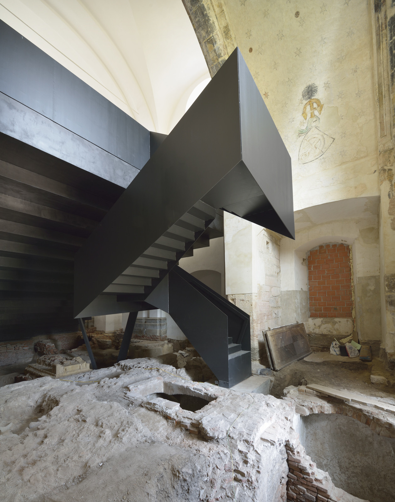Ptuj Performance Center / Enota | ArchDaily