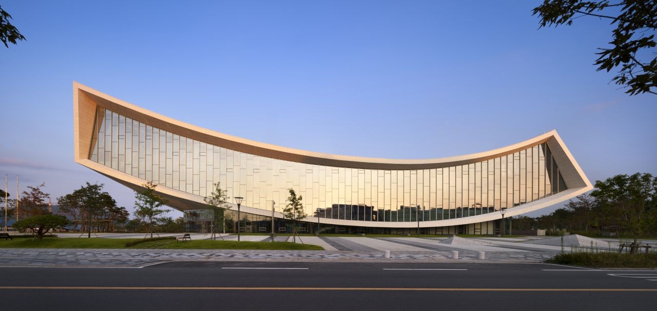 Gallery of National Library of Sejong City / Samoo Architects ...