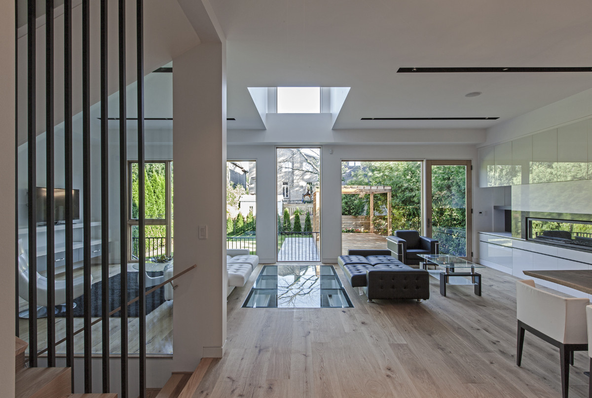 Gallery of Tetris House / Atelier RZLBD - 8