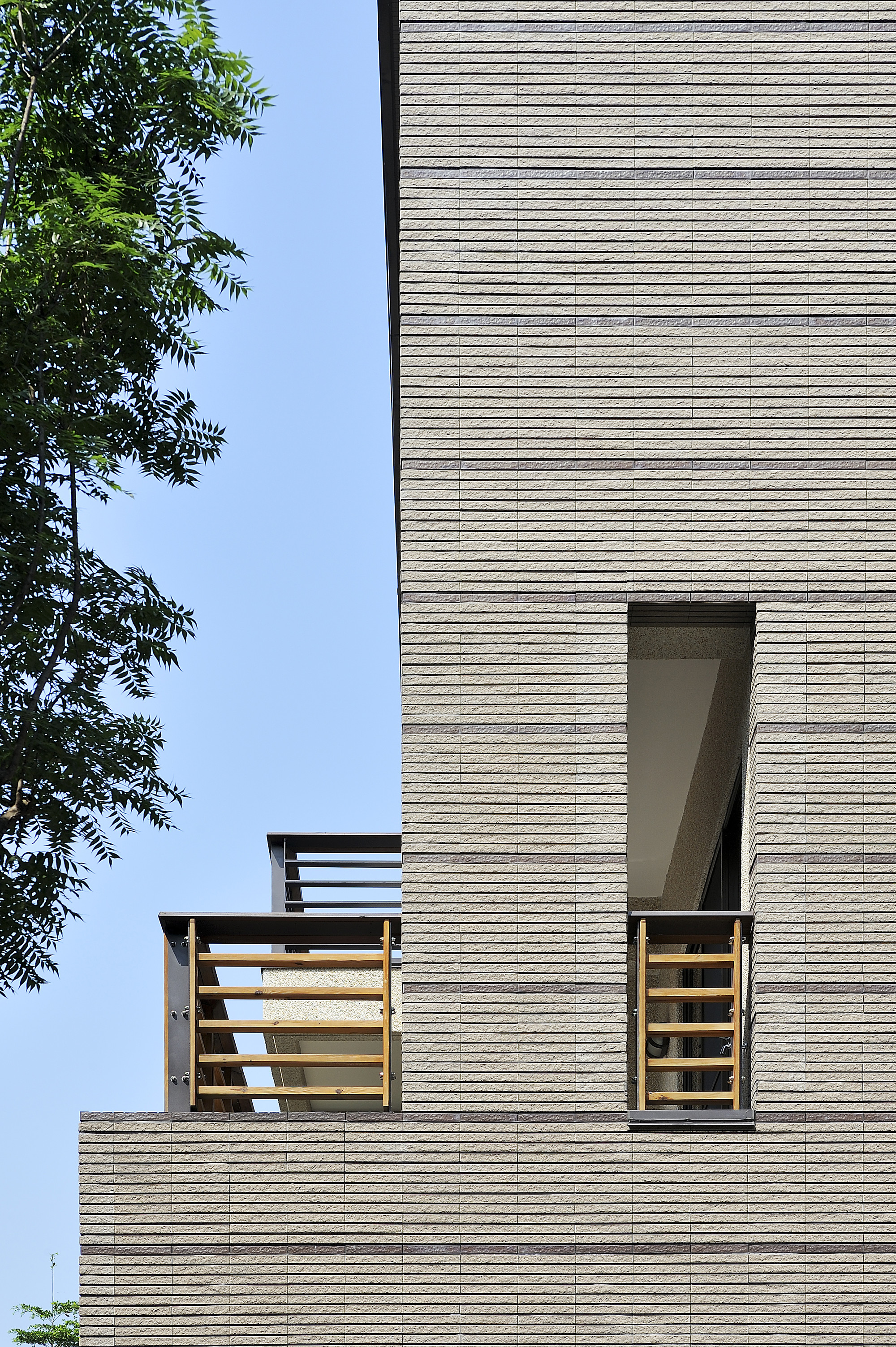 Gallery of Mountain Moon / Chin Architects - 7