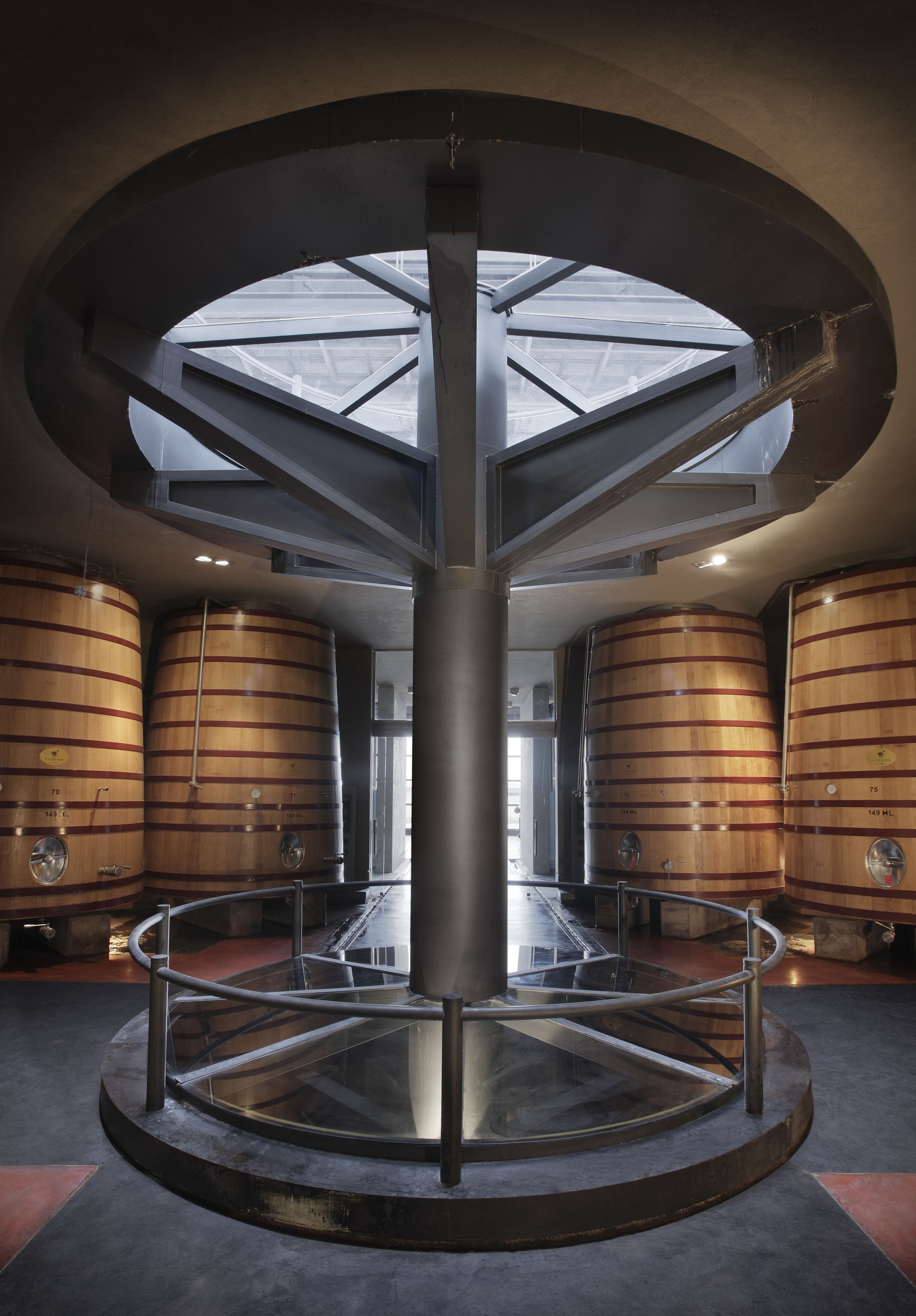 Gallery of O. Fournier Winery / Bórmida & Yanzón - 23