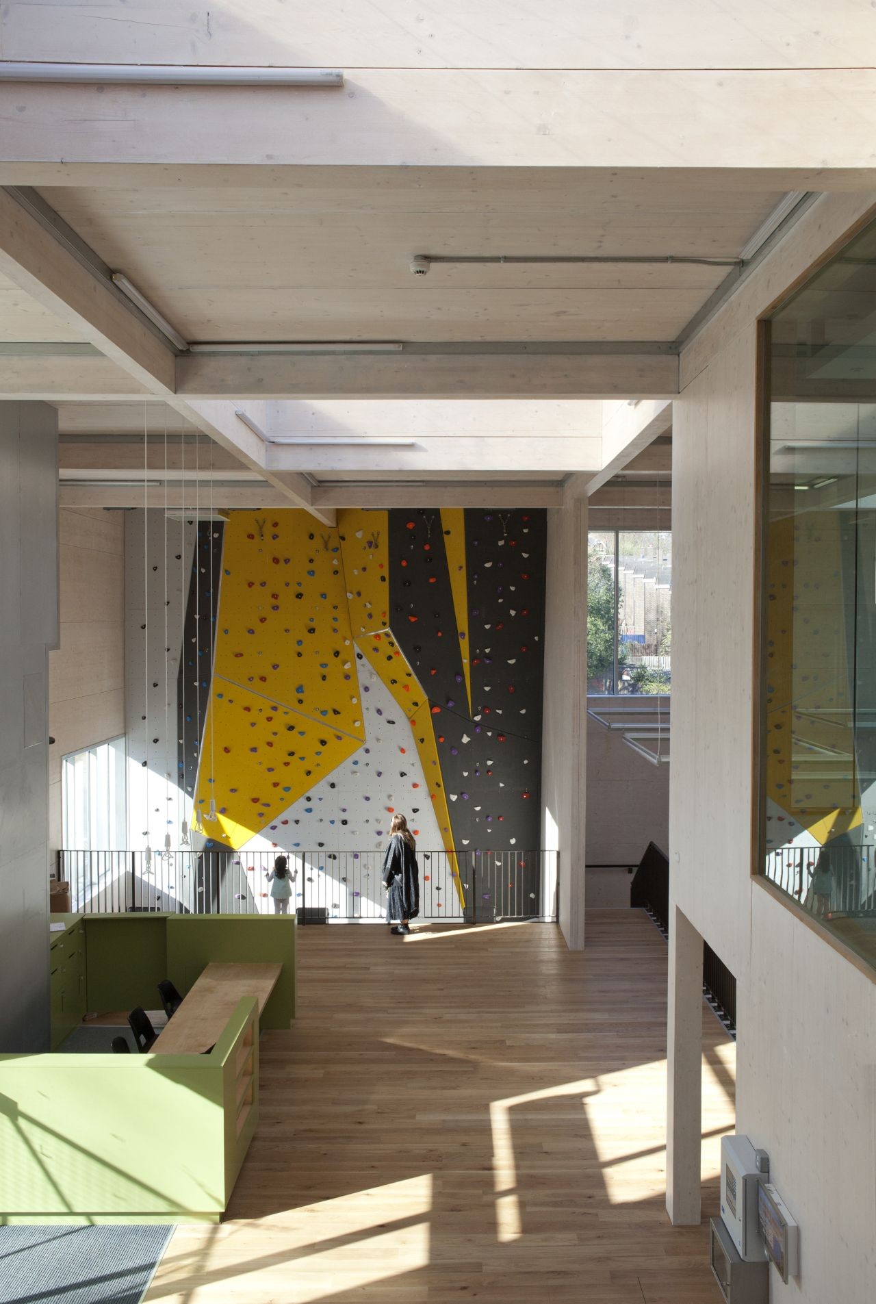 Gallery of The New Generation Youth and Community Centre / RCKa - 6