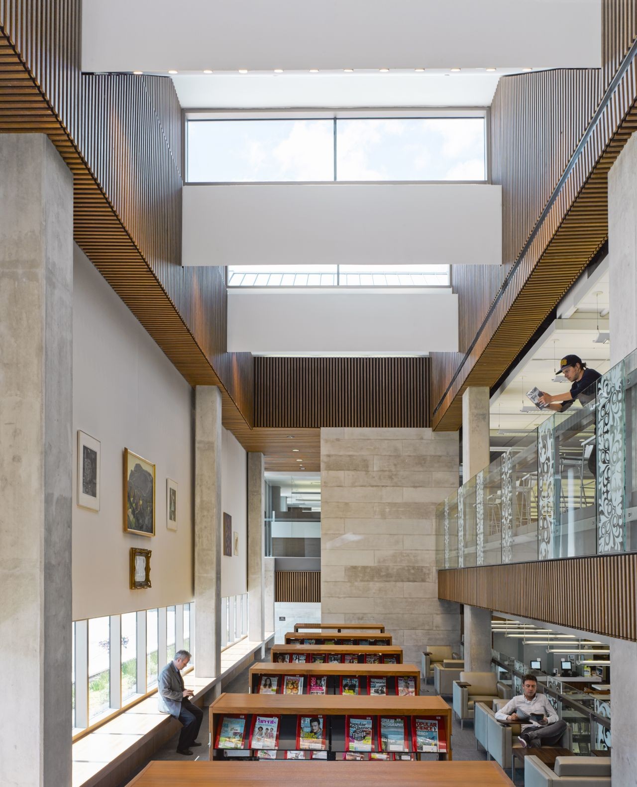 Gallery of Orillia Public Library / Perkins+Will - 14