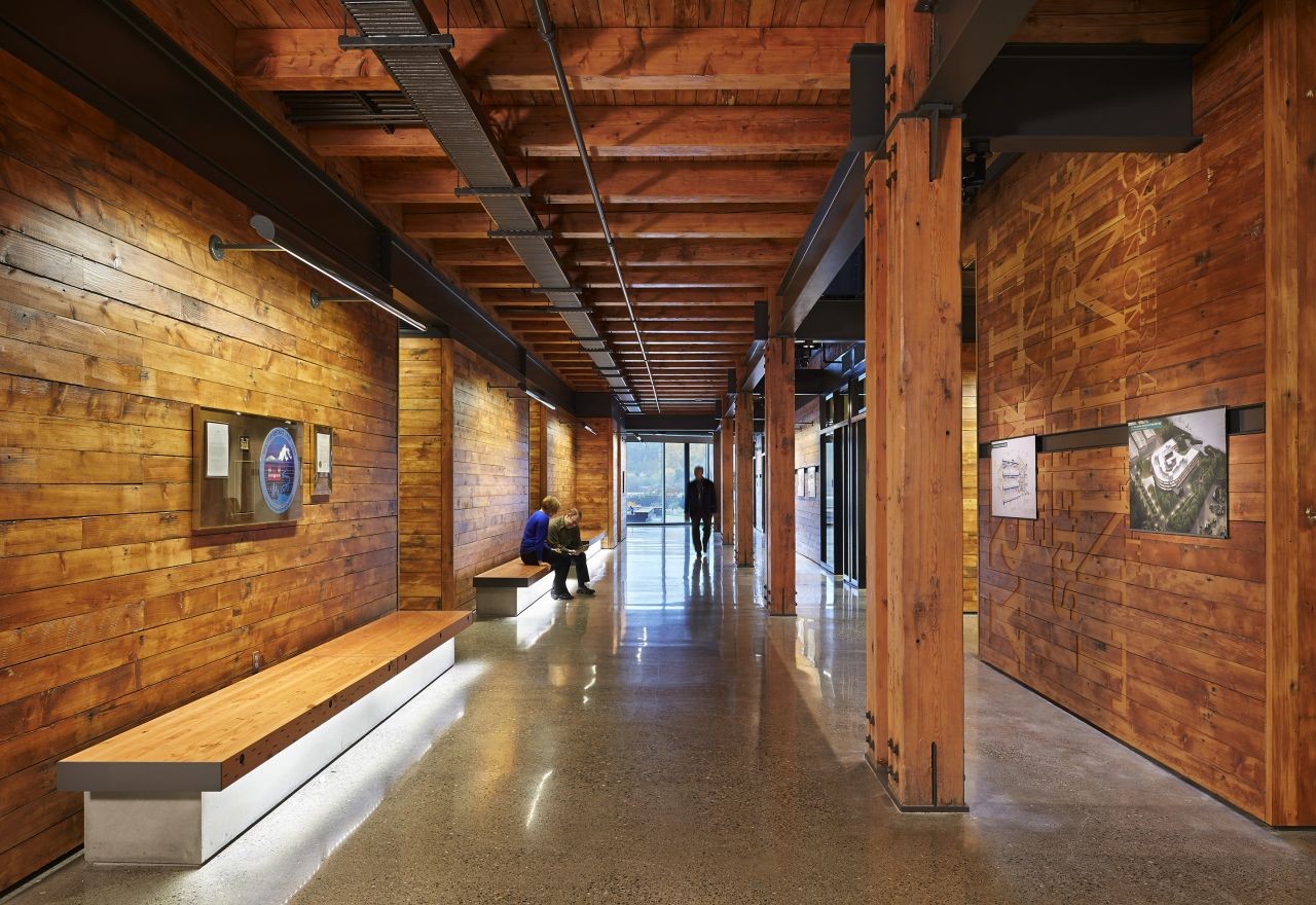 Gallery of Federal Center South Building 1202 / ZGF Architects - 8