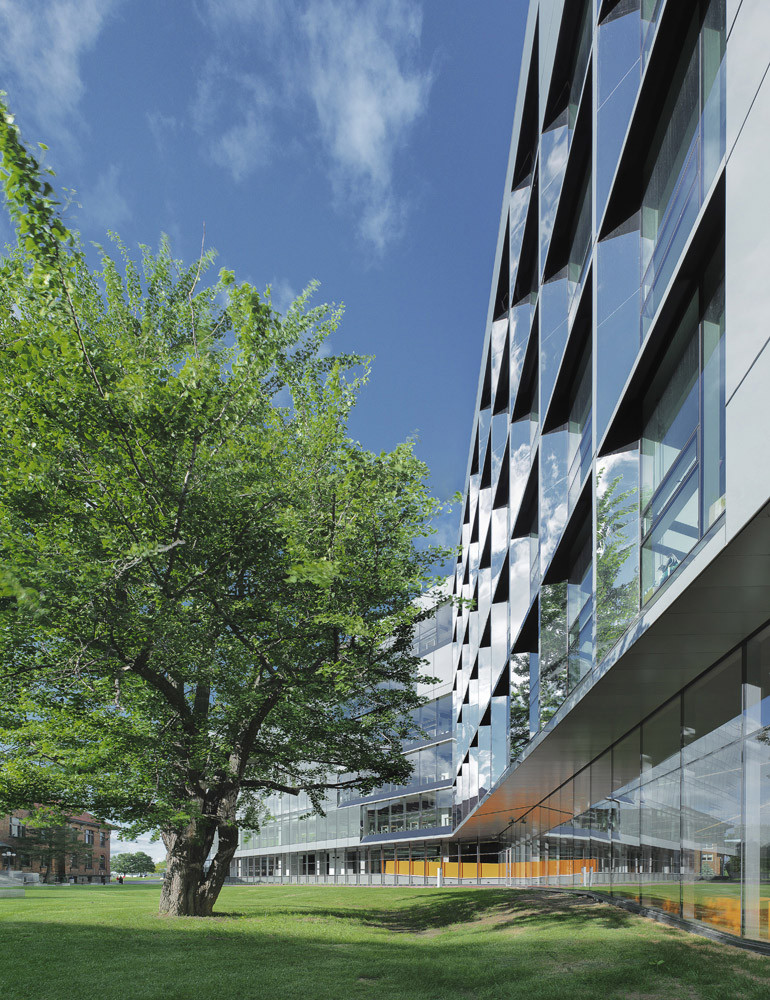 Gallery of Anne-Marie Edward Science Building at John Abbott College ...