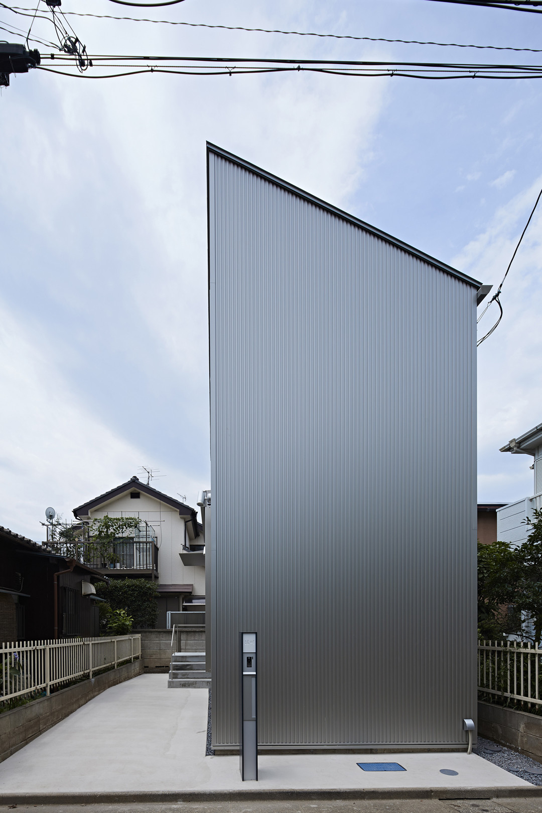 Gallery of Long Window House / Another APARTMENT / Tsuyoshi Kobayashi - 6