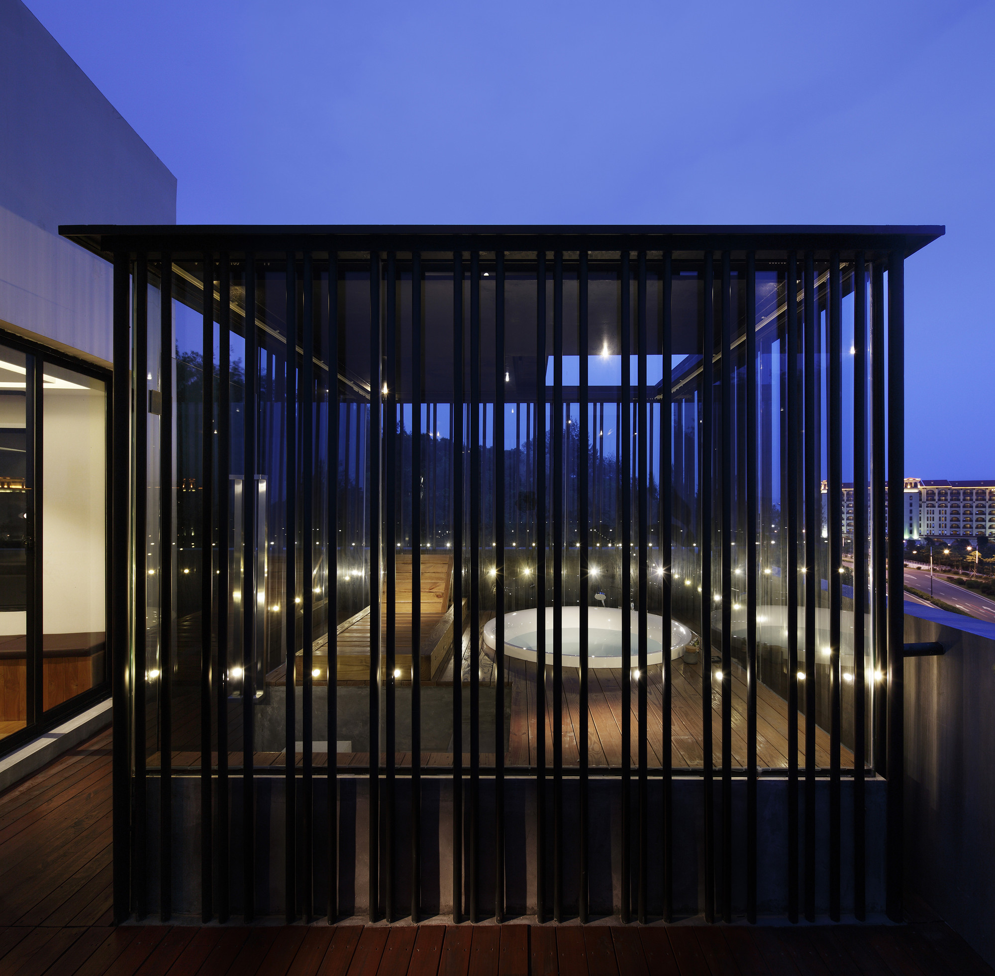 Gallery of Hotel WIND / TEAM BLDG - 25