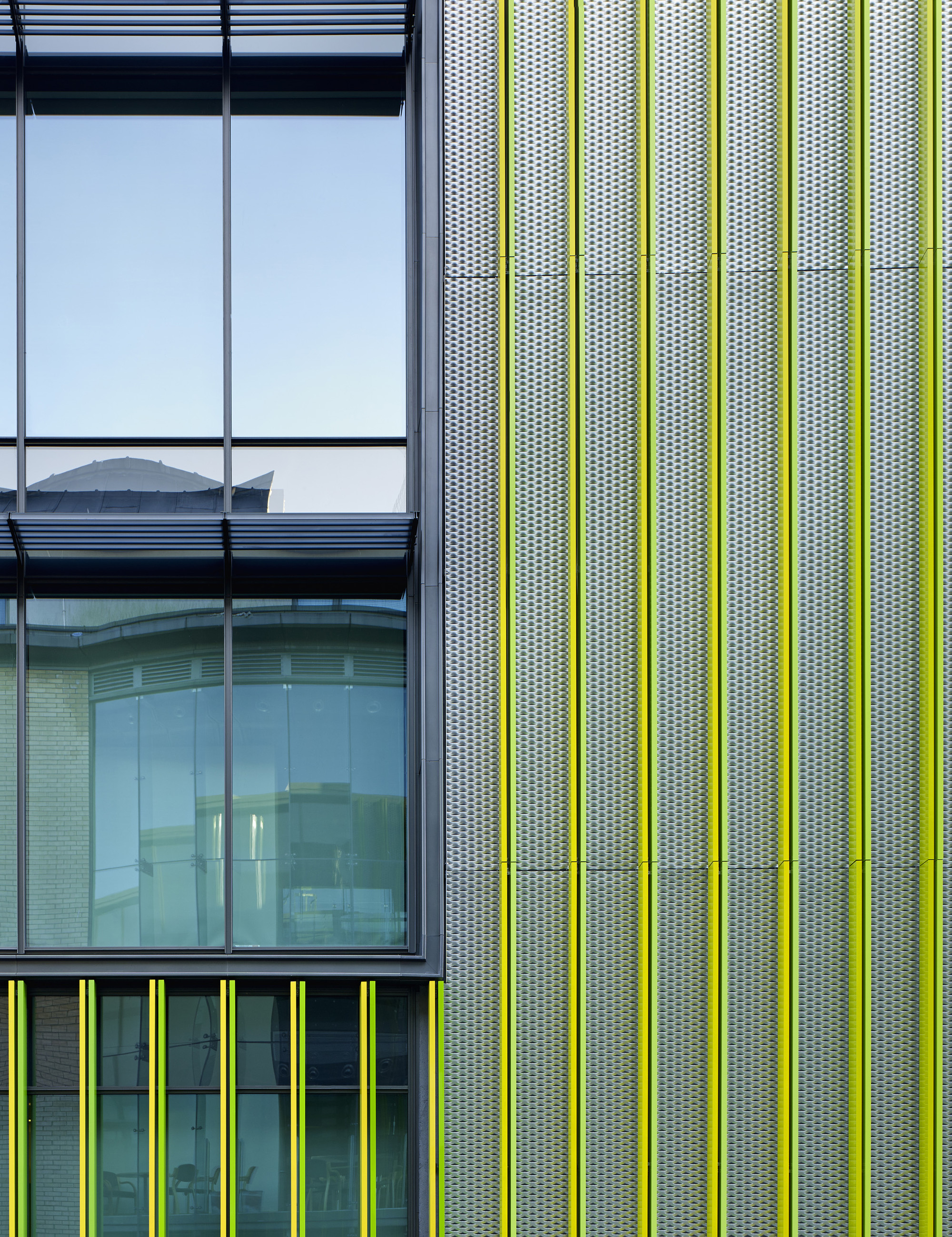 Gallery of Viacom European HQ / Jacobs Webber - 9