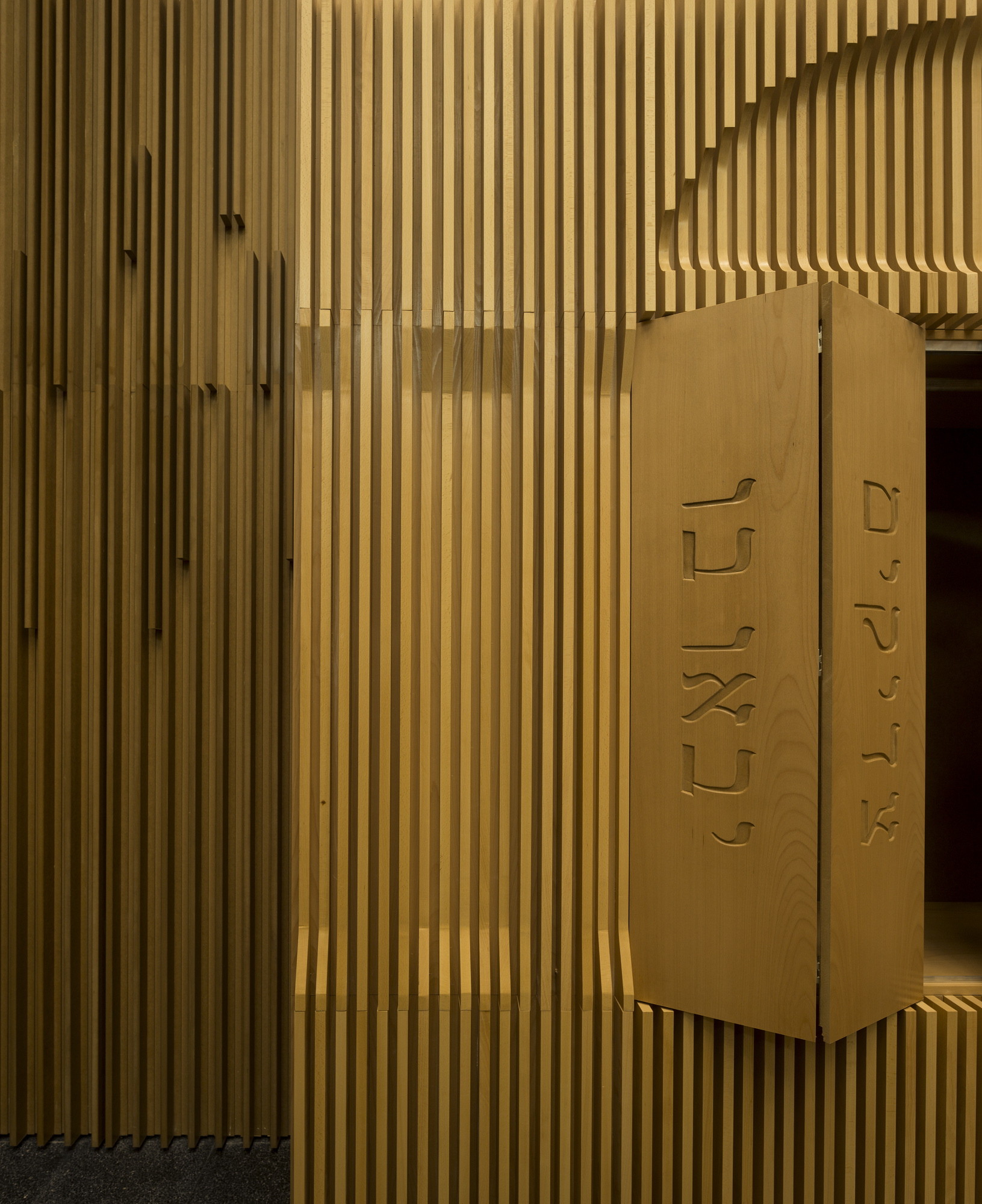 Galeria de Centro de Interpretação da Cultura Judaica Isaac Cardoso ...