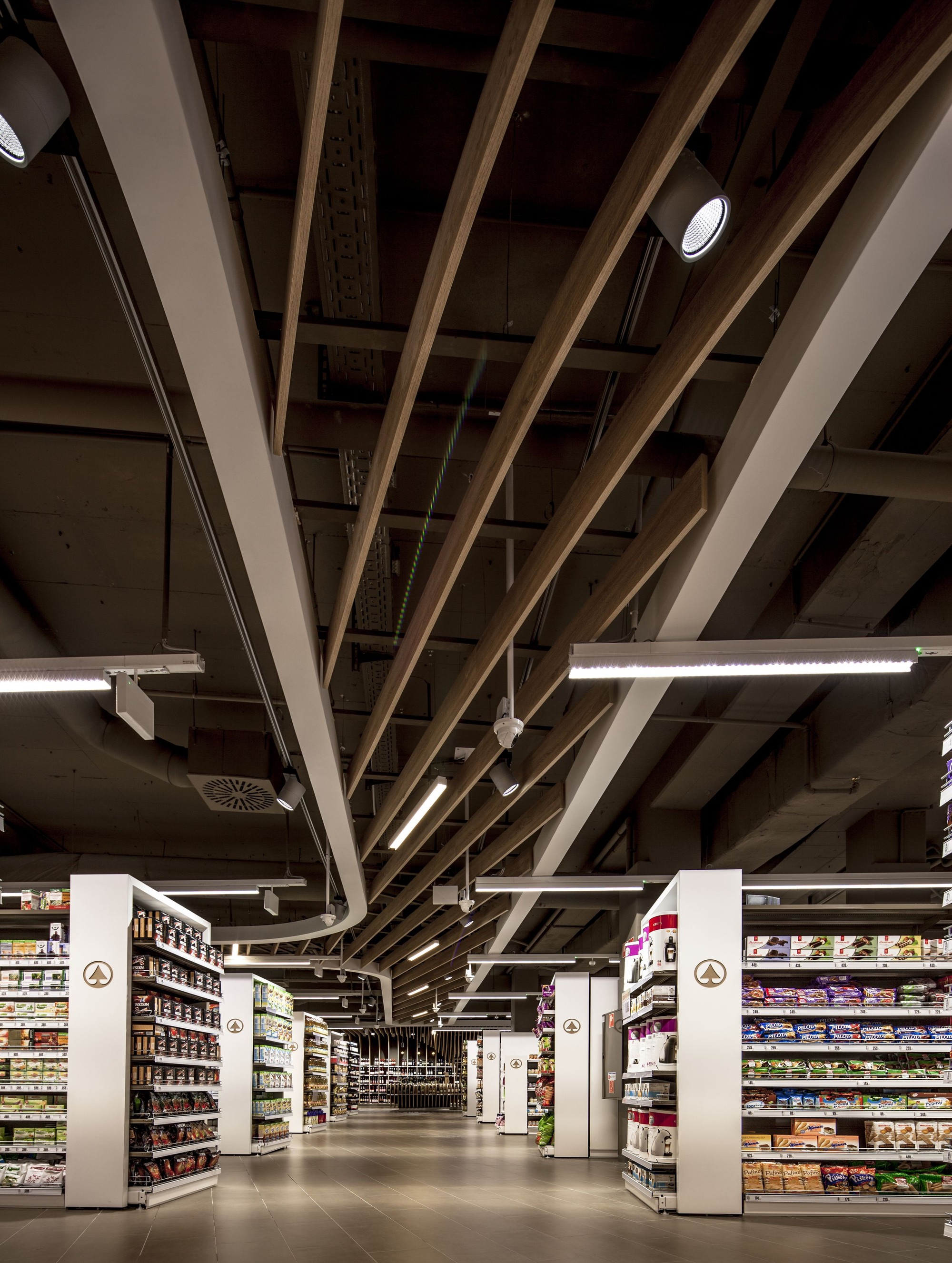 Gallery of SPAR Flagshipstore / LAB5 Architects - 10
