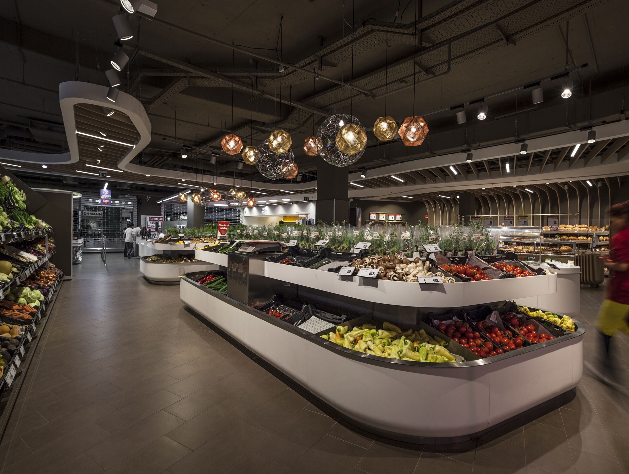 Gallery of SPAR Flagshipstore / LAB5 Architects - 12