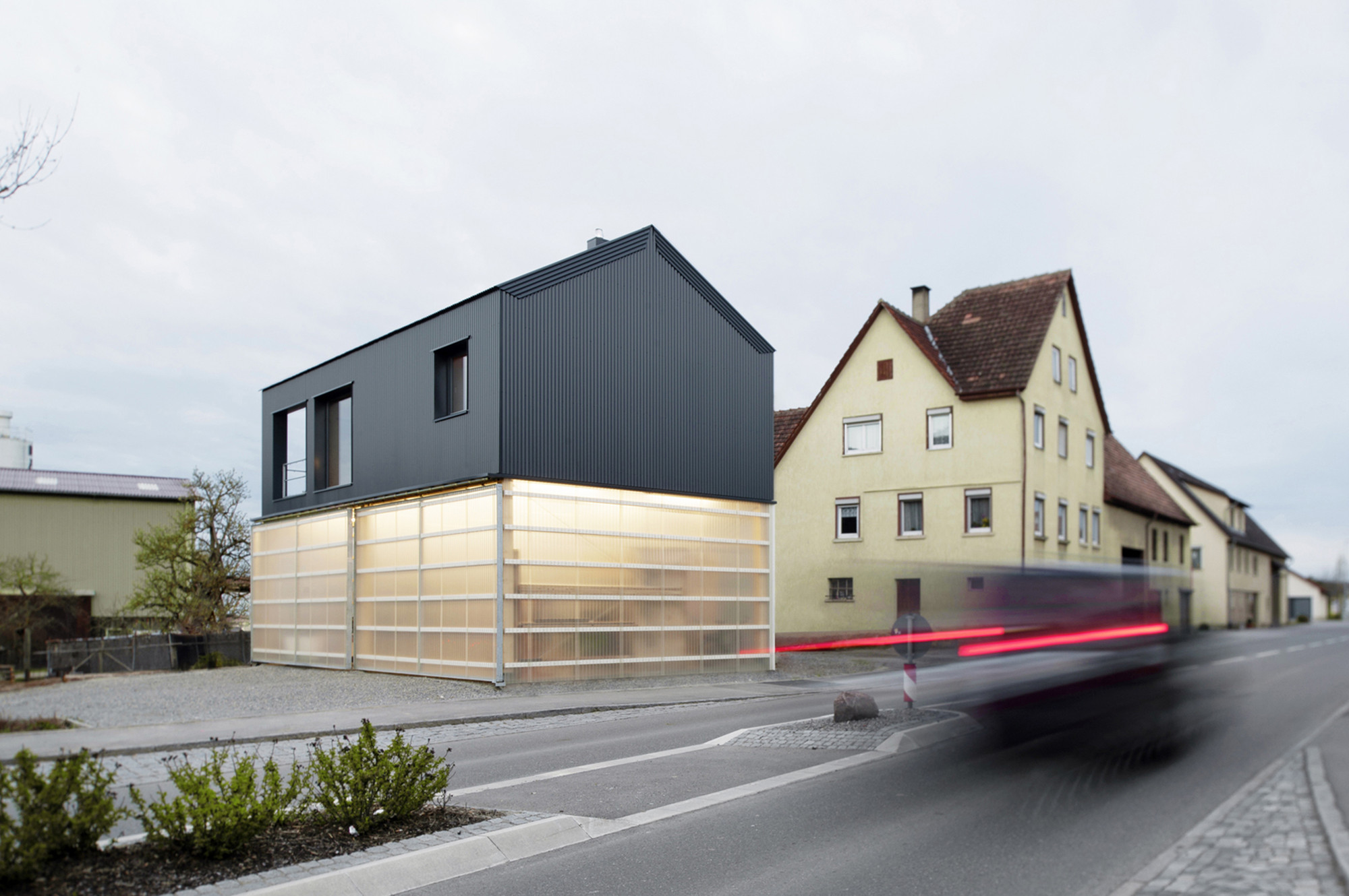 Gallery of House Unimog / Fabian Evers Architecture, Wezel Architektur - 5