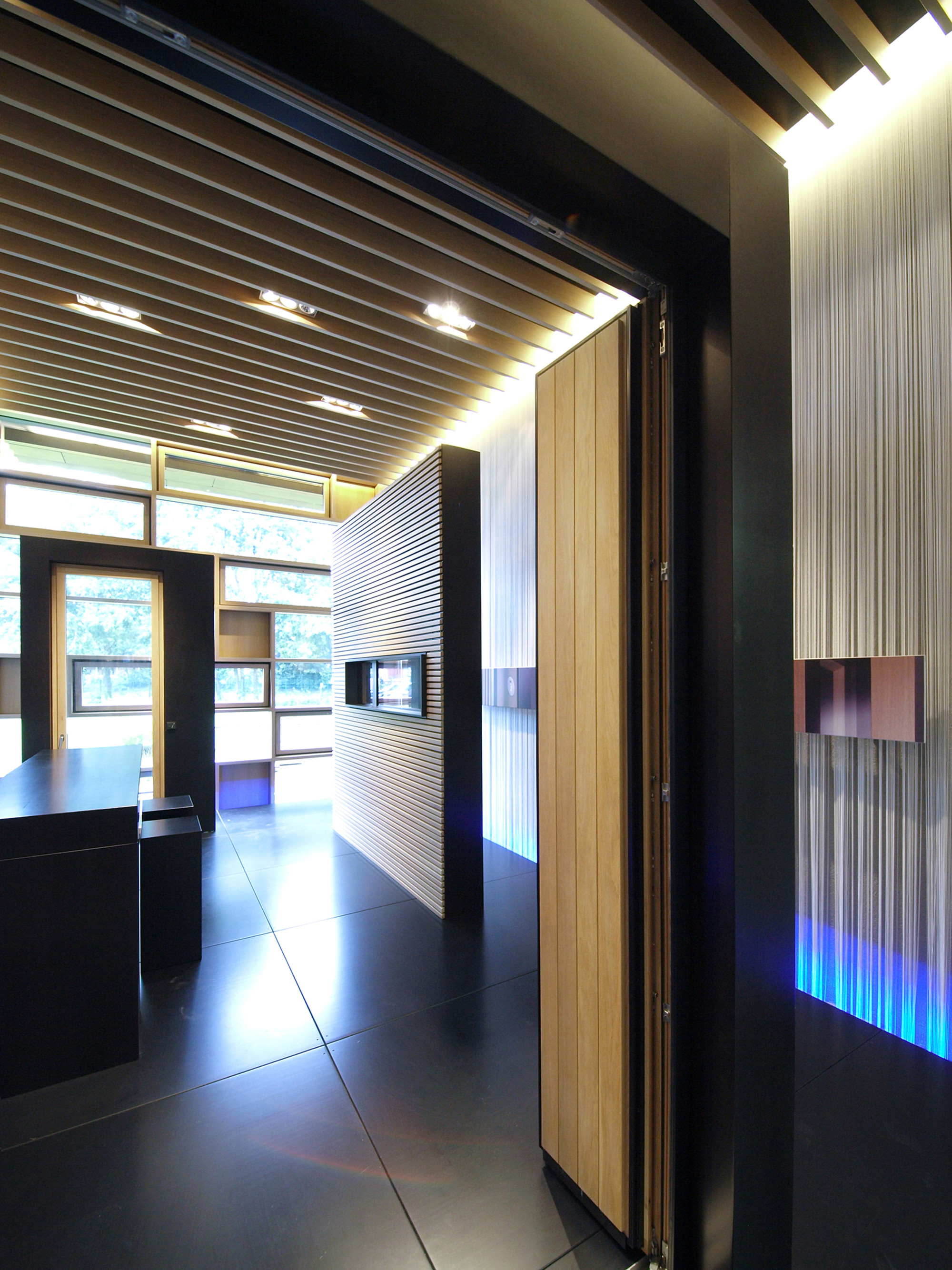 Gallery of ip company / cp architektur - 4