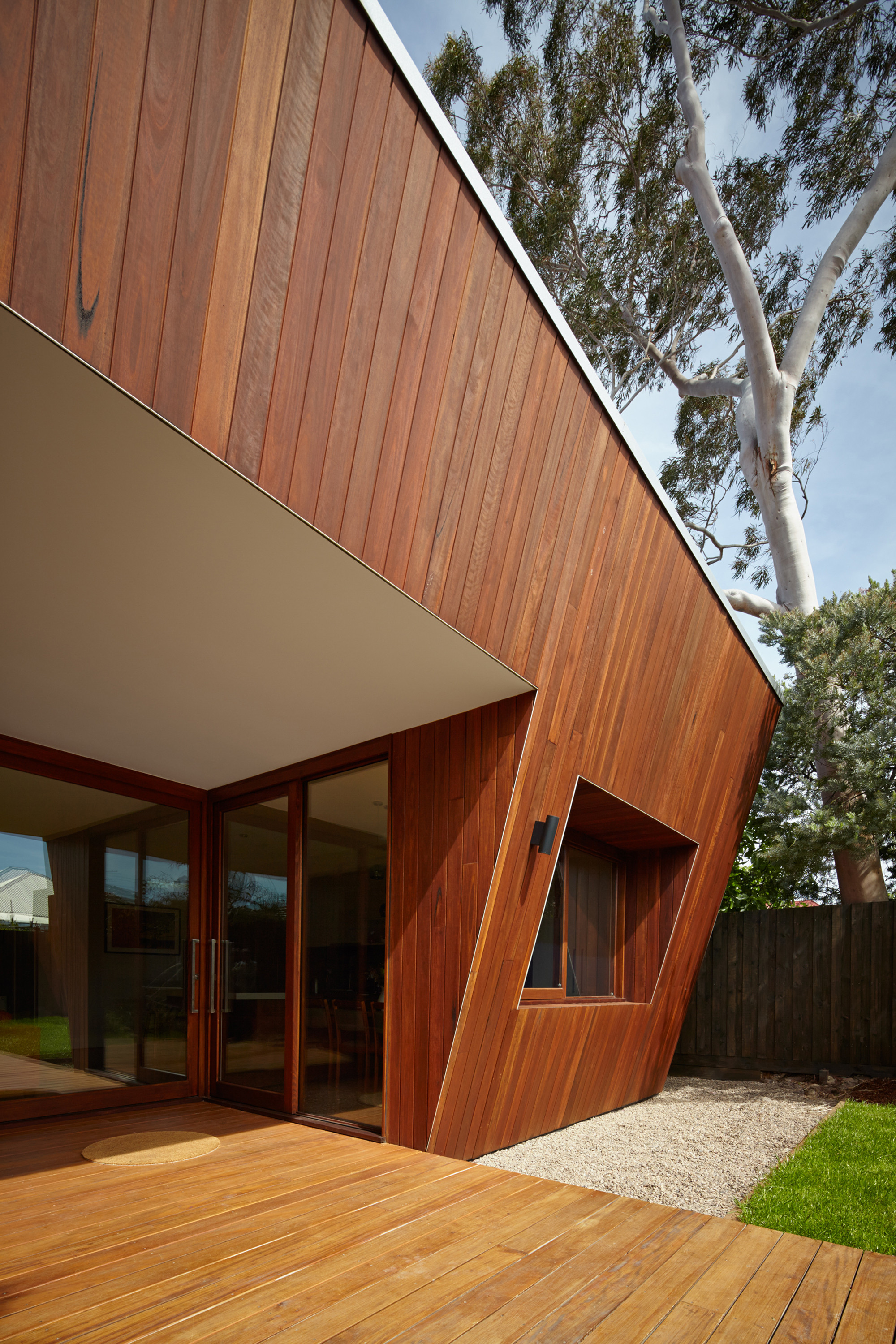 Gallery of Thornbury House / Mesh Design - 7